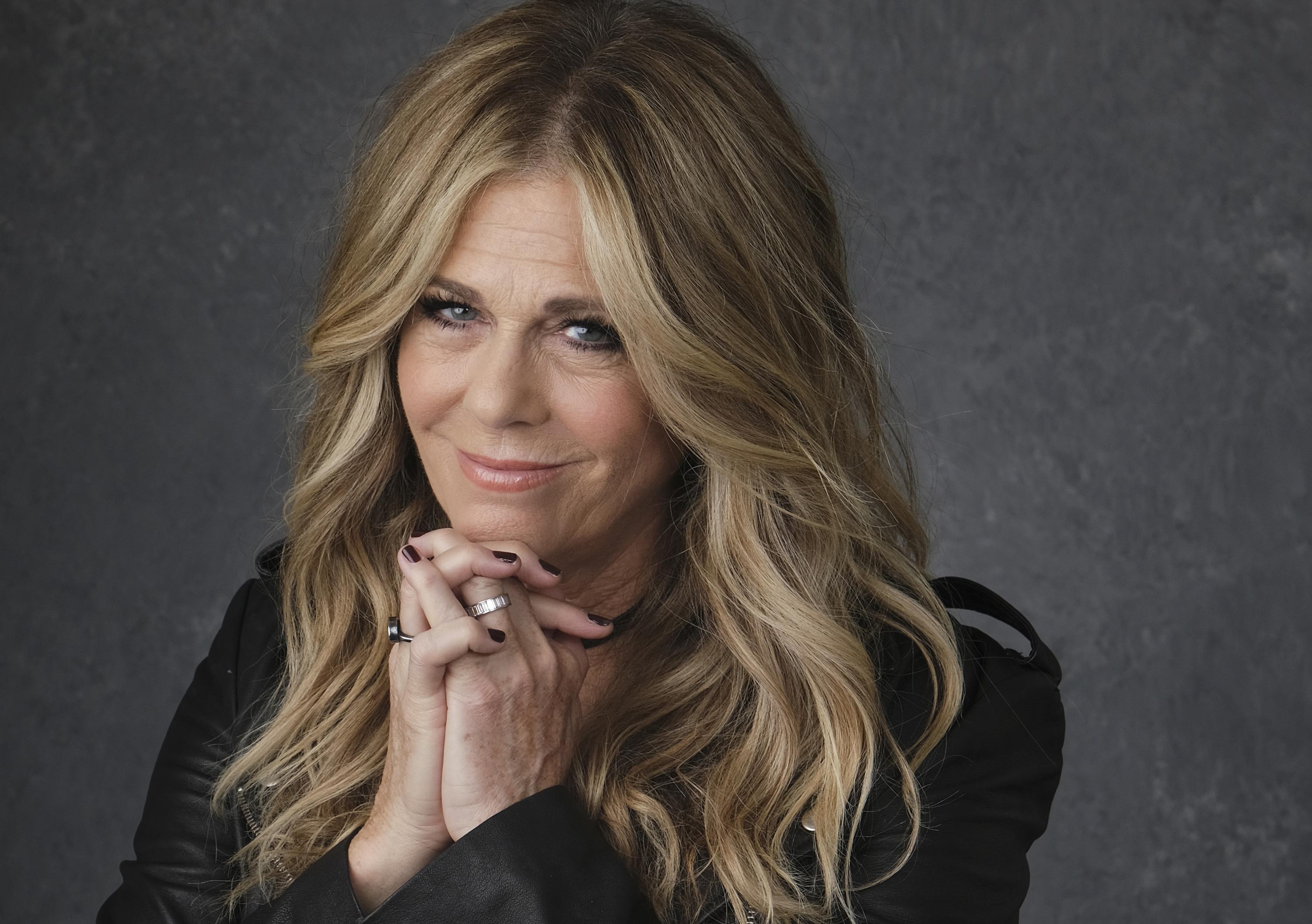 Rita Wilson creates conversations with '70s-era duets | AP News