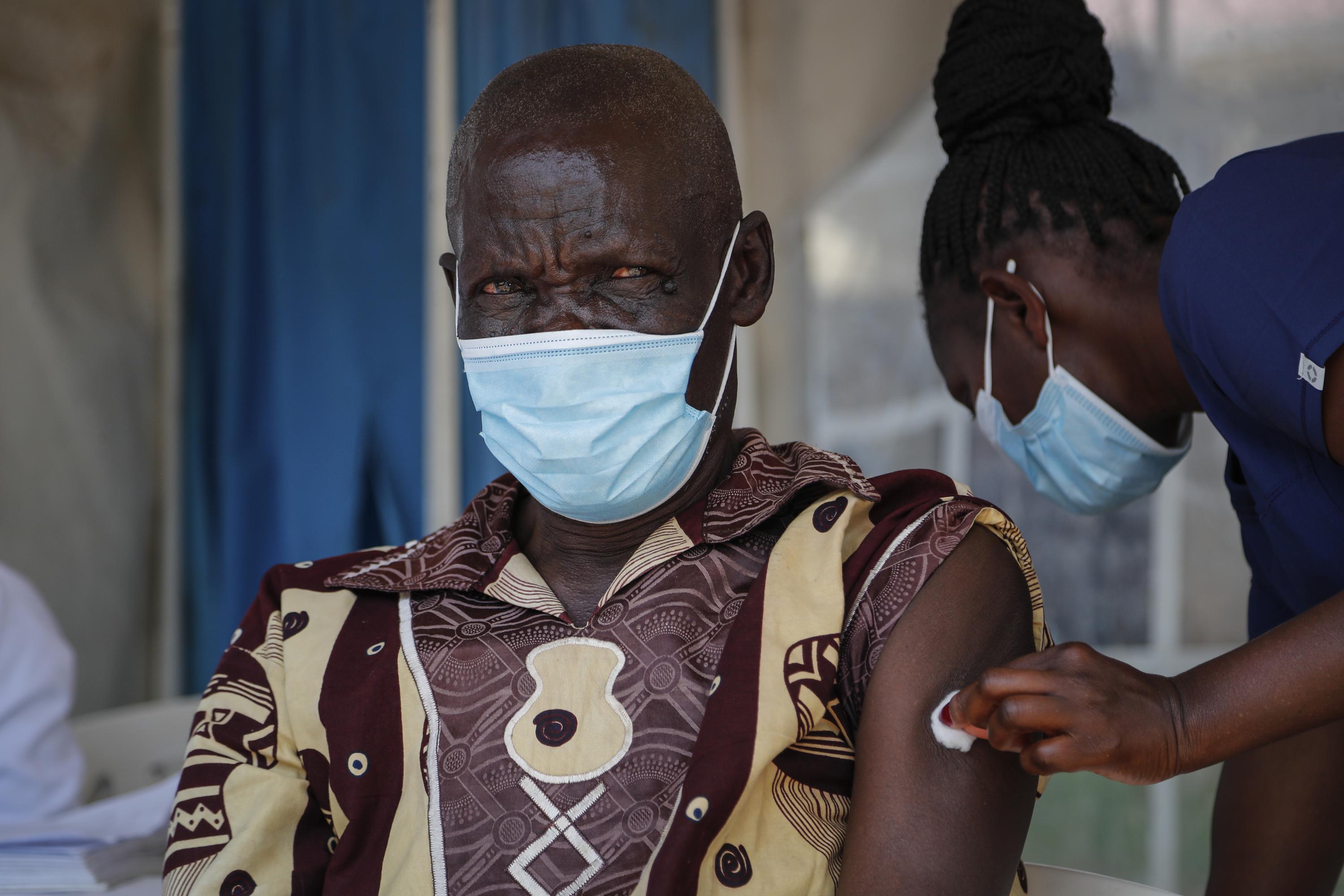 Vaccines to Africa must have good shelf lives, says expert | AP News