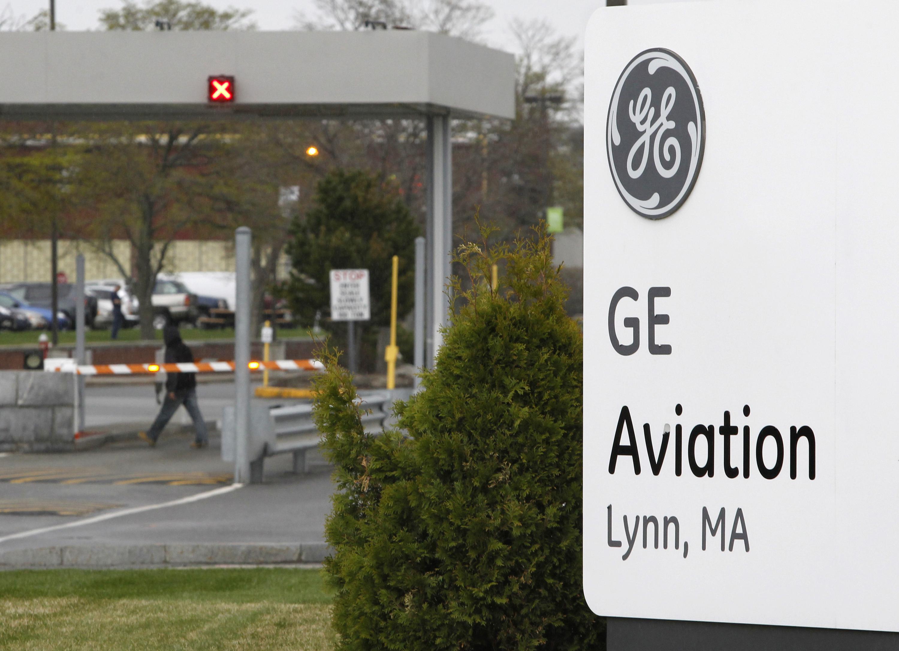 Union, GE reach deal on raises at Massachusetts plant | AP News