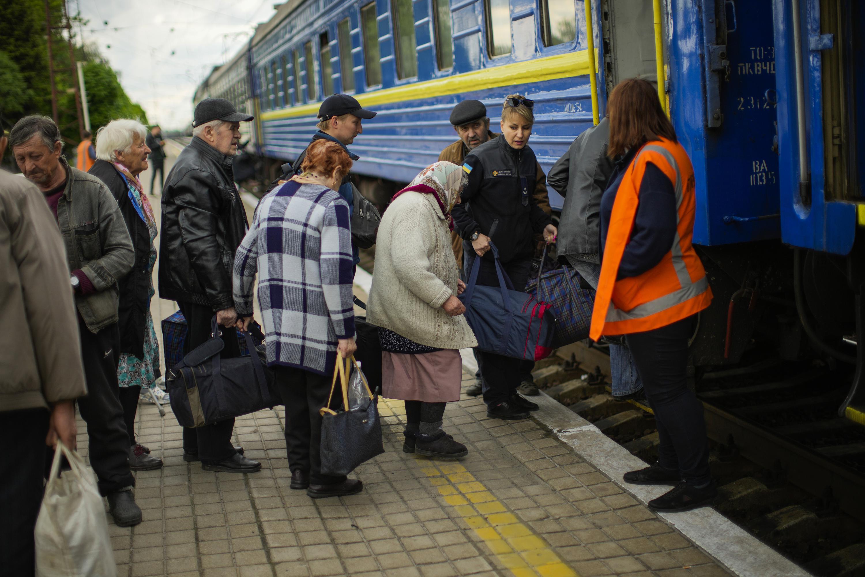 'They ruined everything': Fleeing the devastation in Ukraine | AP News
