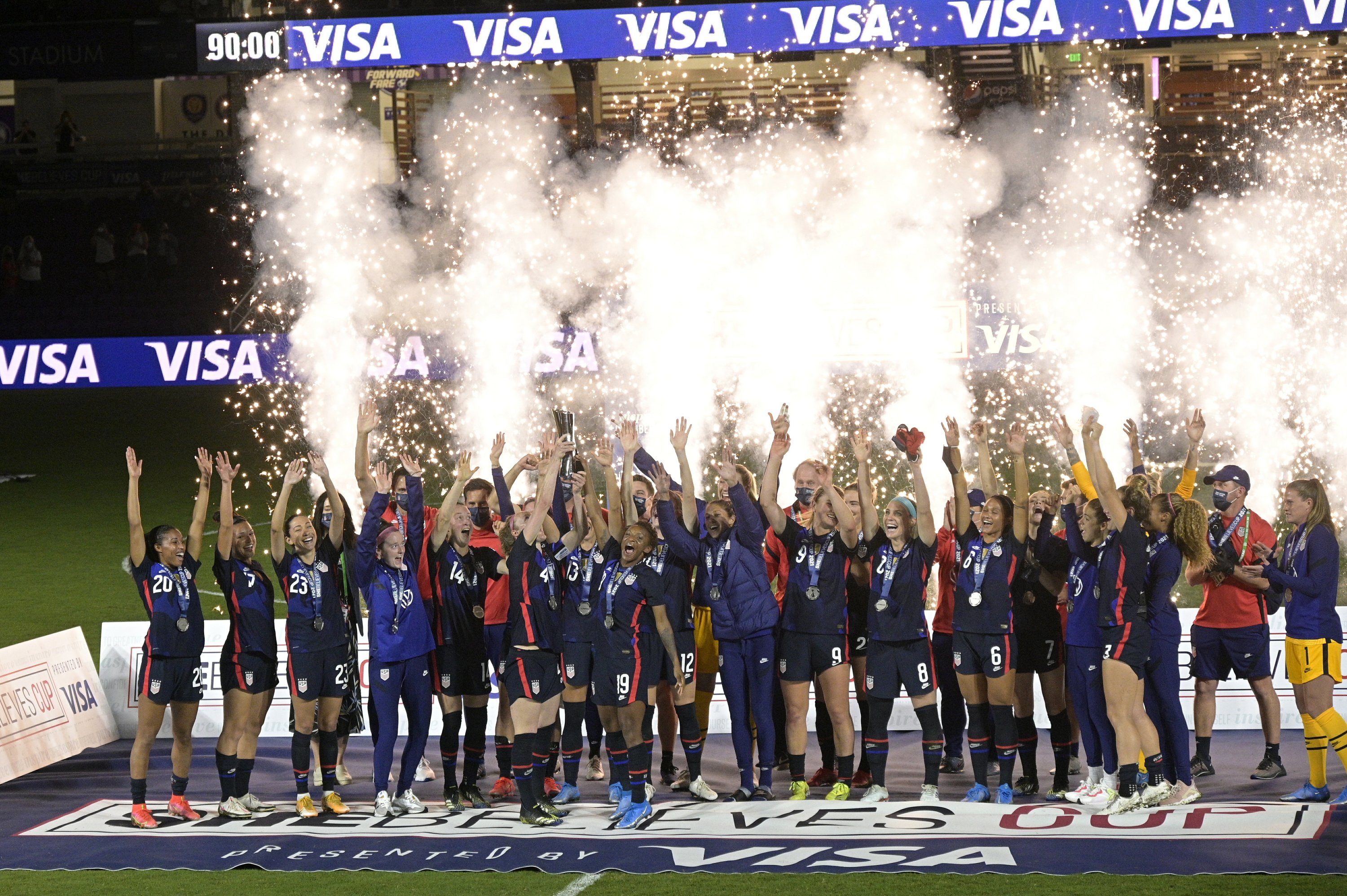 EEUU aplasta a Argentina y gana Copa SheBelieves | AP News