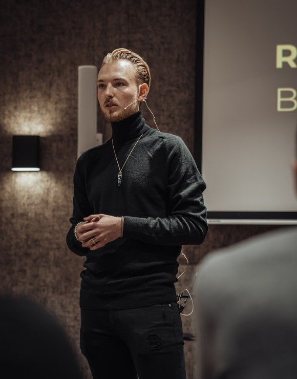 Richard Buettner, Entrepreneur, Public Speaker And Author, Fills The ...