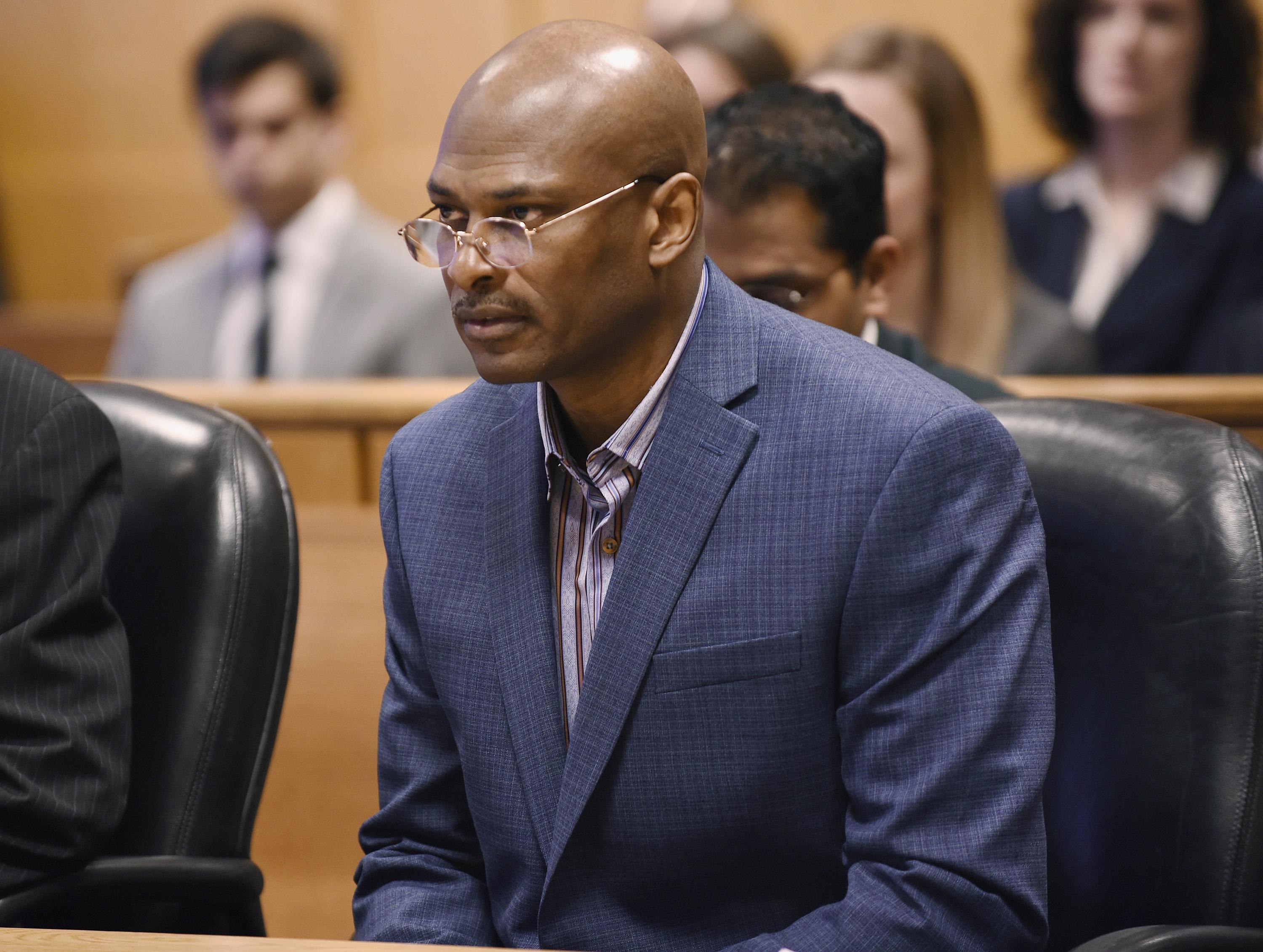 Murder case dropped after man serves 25 years in prison | AP News