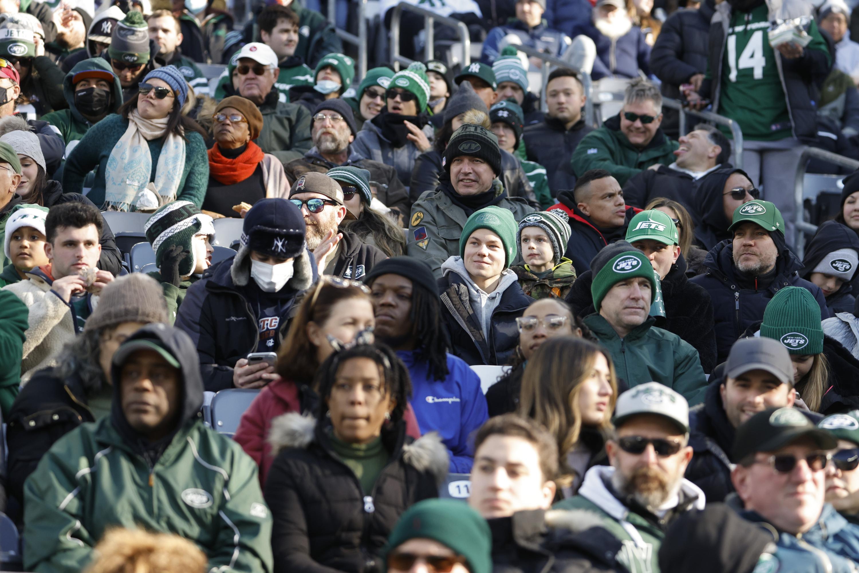Jets raise ticket prices slightly, first increase since 2016 | AP News