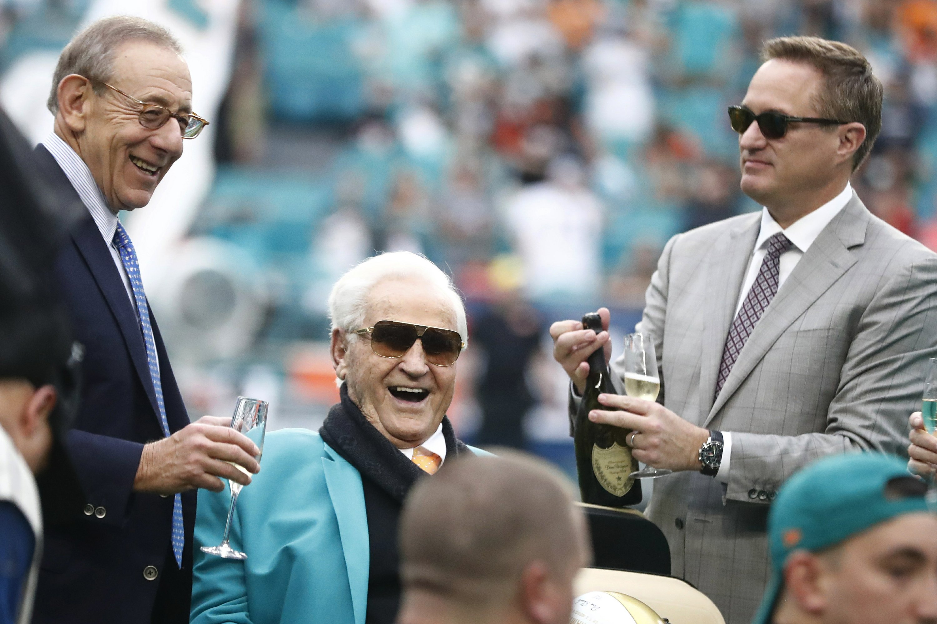 Don Shula at 90: His wife says he has a 'beautiful life' | AP News
