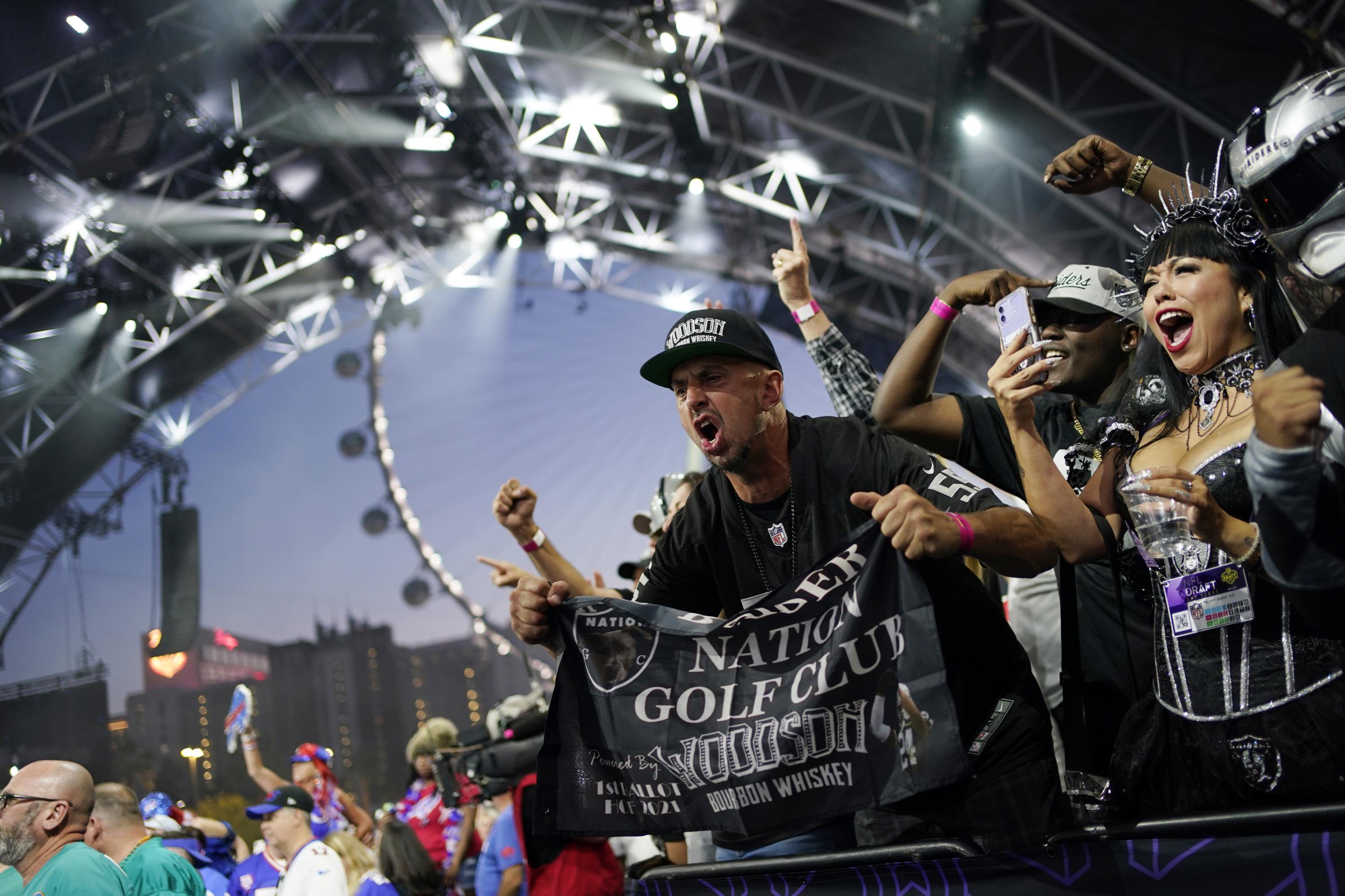 Raiders take Dylan Parham with their first pick of NFL draft | AP News