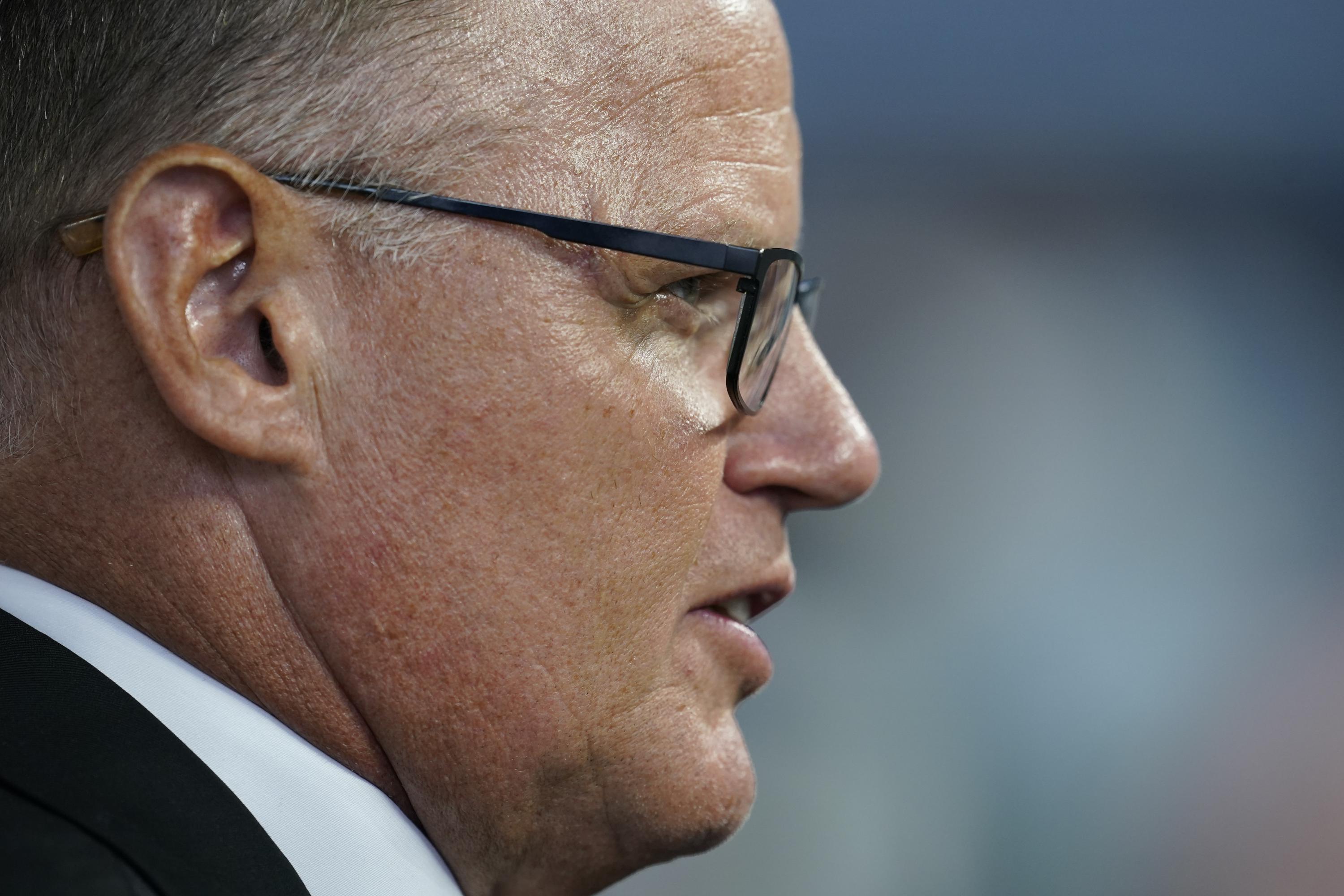 Hoosiers looking for a turnaround after dismal 2021 season | AP News