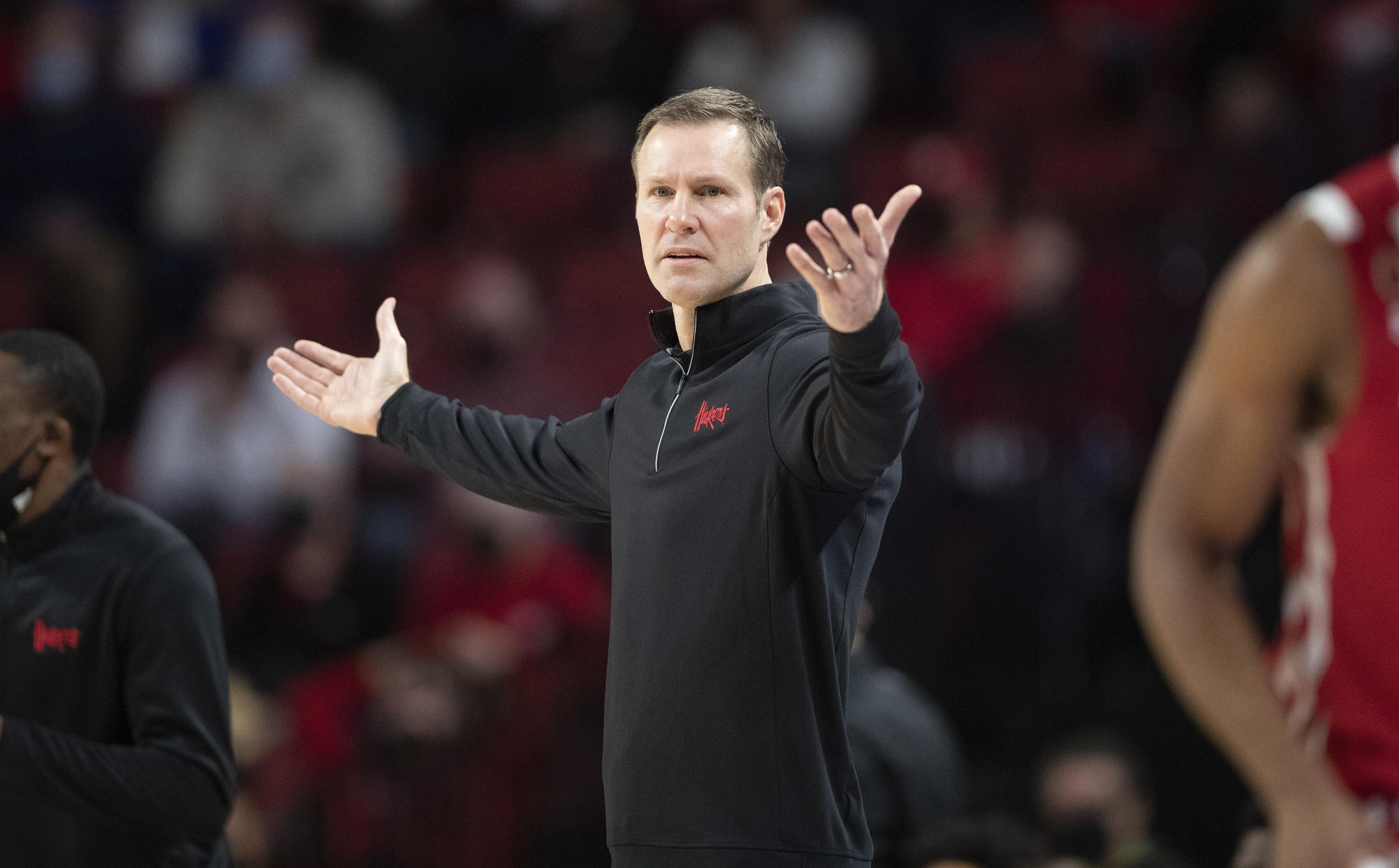 Heat on Hoiberg after 3 straight 20-loss seasons at Nebraska | AP News