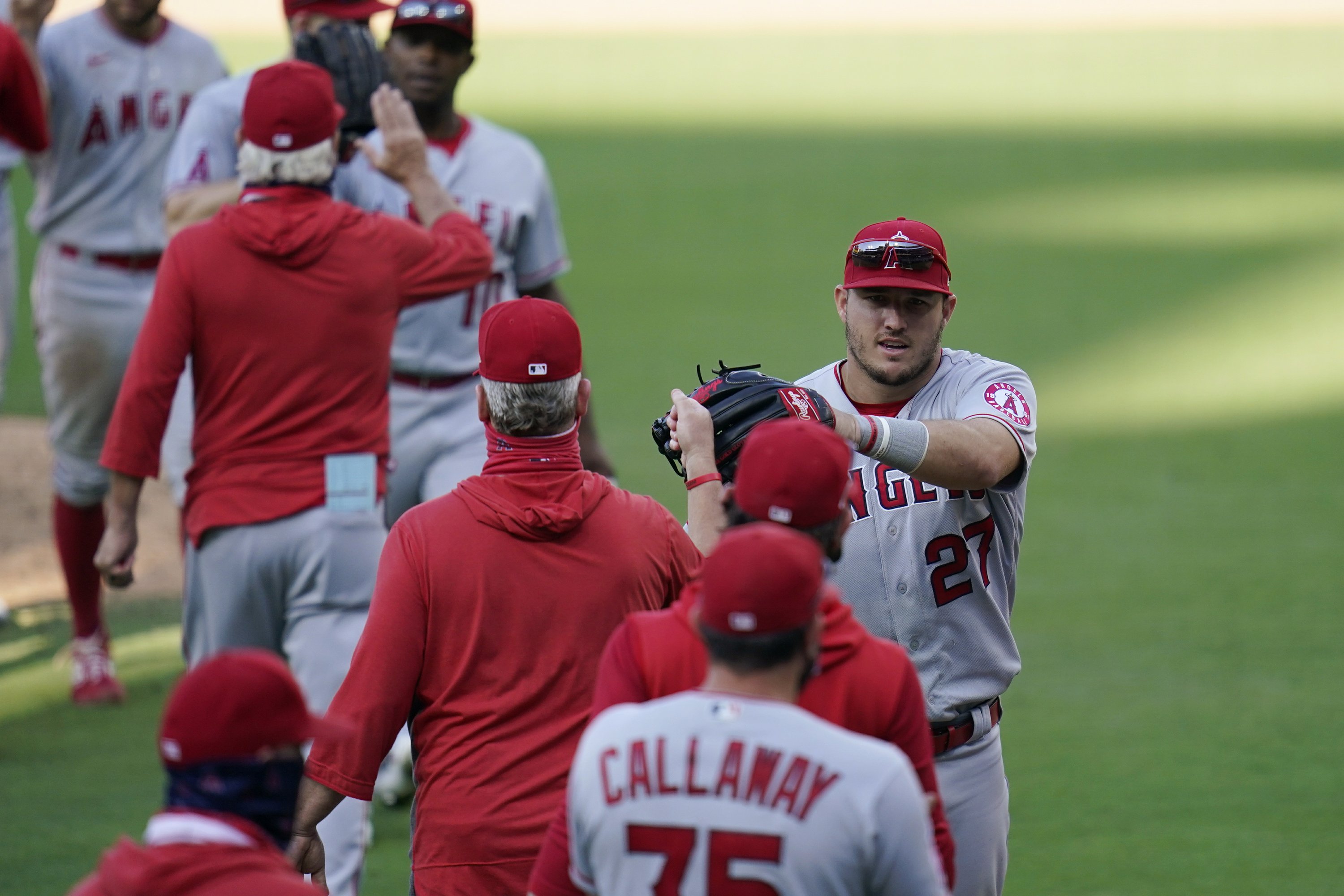 Moreno still part of baseball decisions under next Angels GM | AP News
