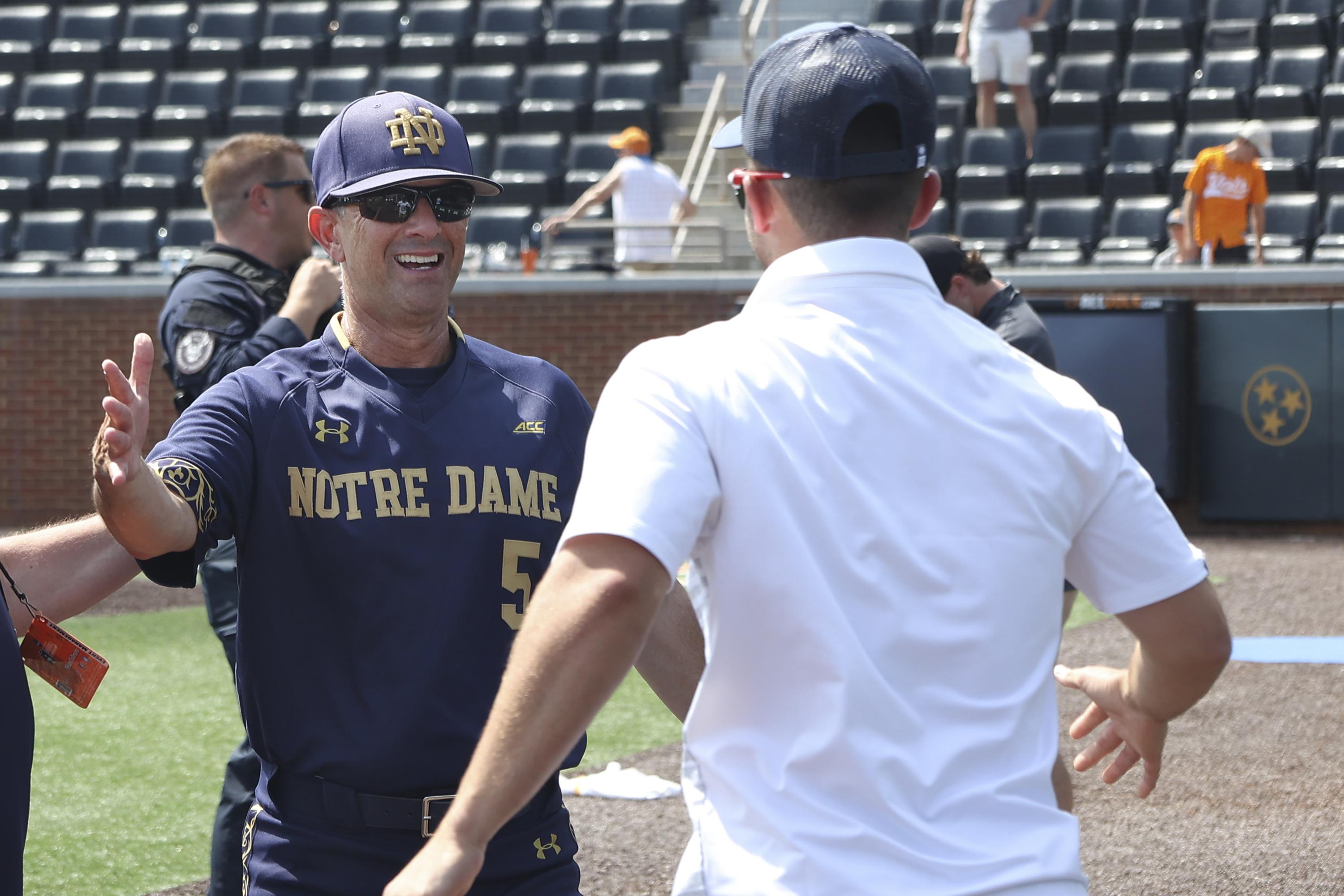 Seminoles hire away Link Jarrett after Notre Dame's CWS run | AP News