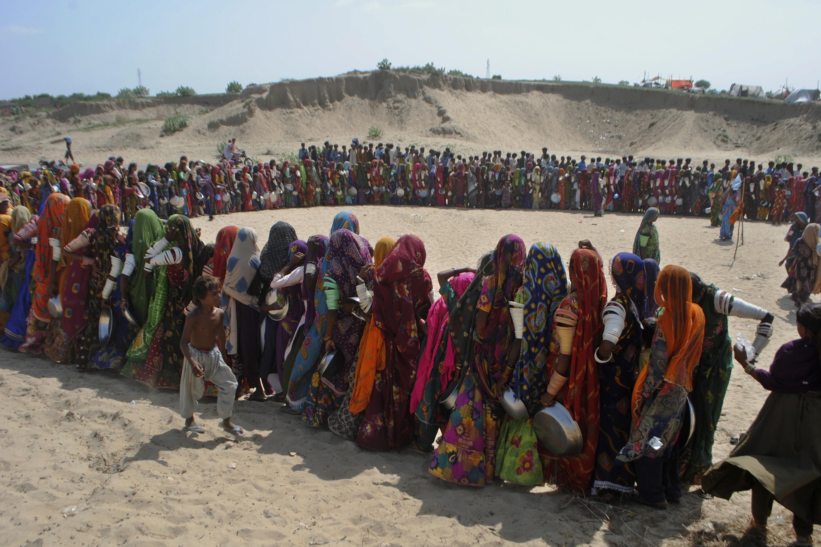 ONU llama al mundo a ayudar a Pakistán | AP News