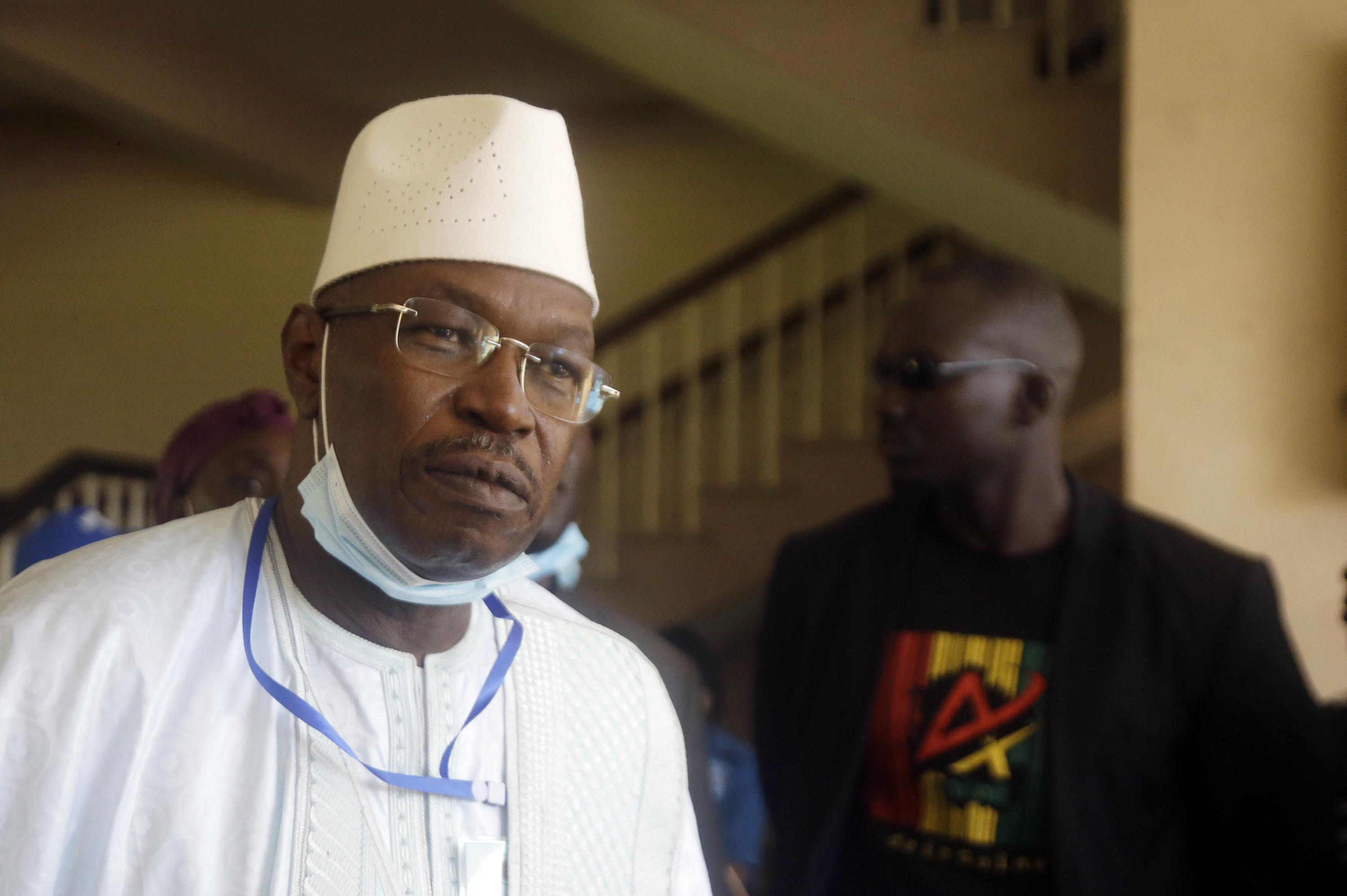 Military junta opens talks over Guinea's future post-coup | AP News