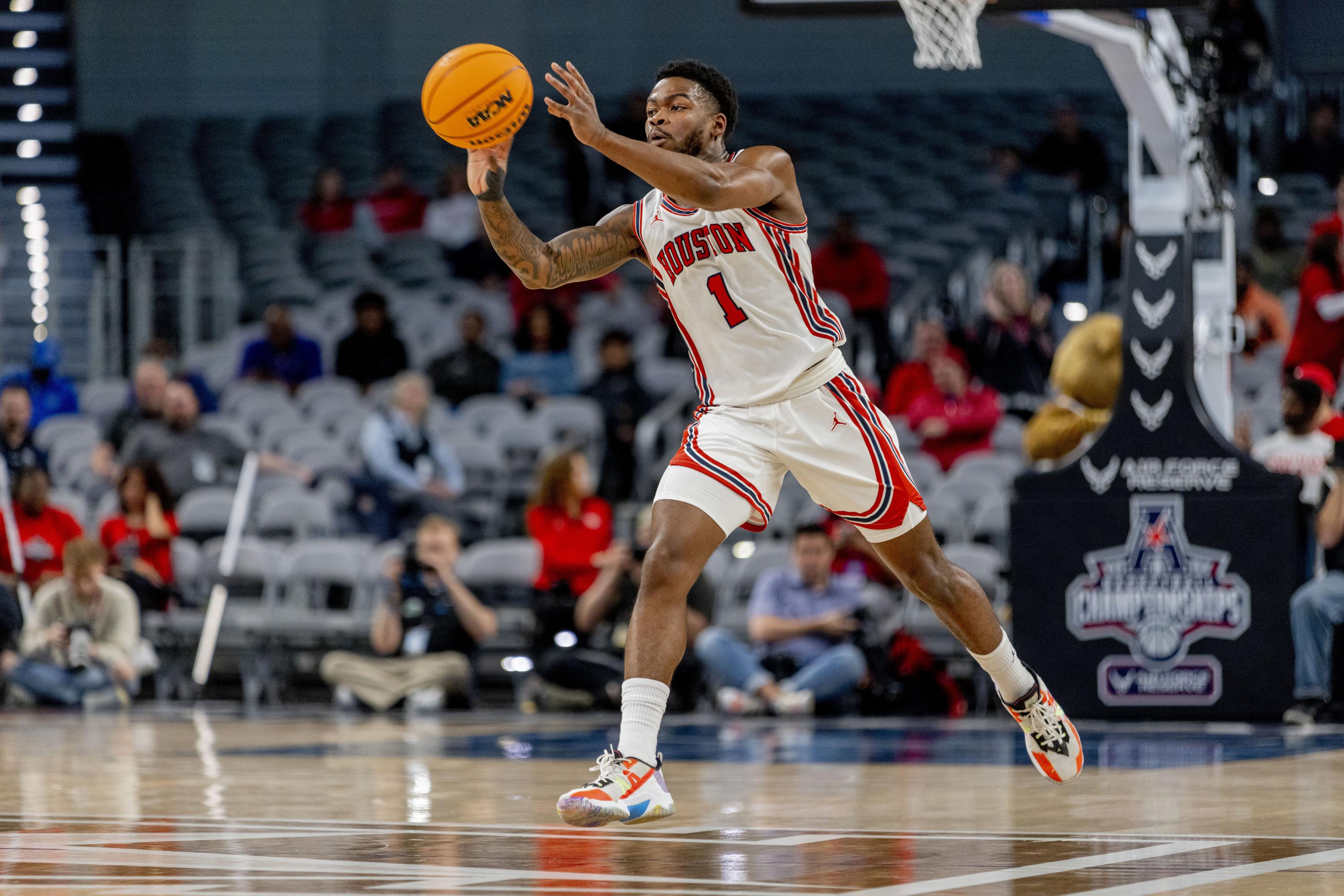 No. 18 Houston to AAC title game with 86-66 win over Tulane | AP News