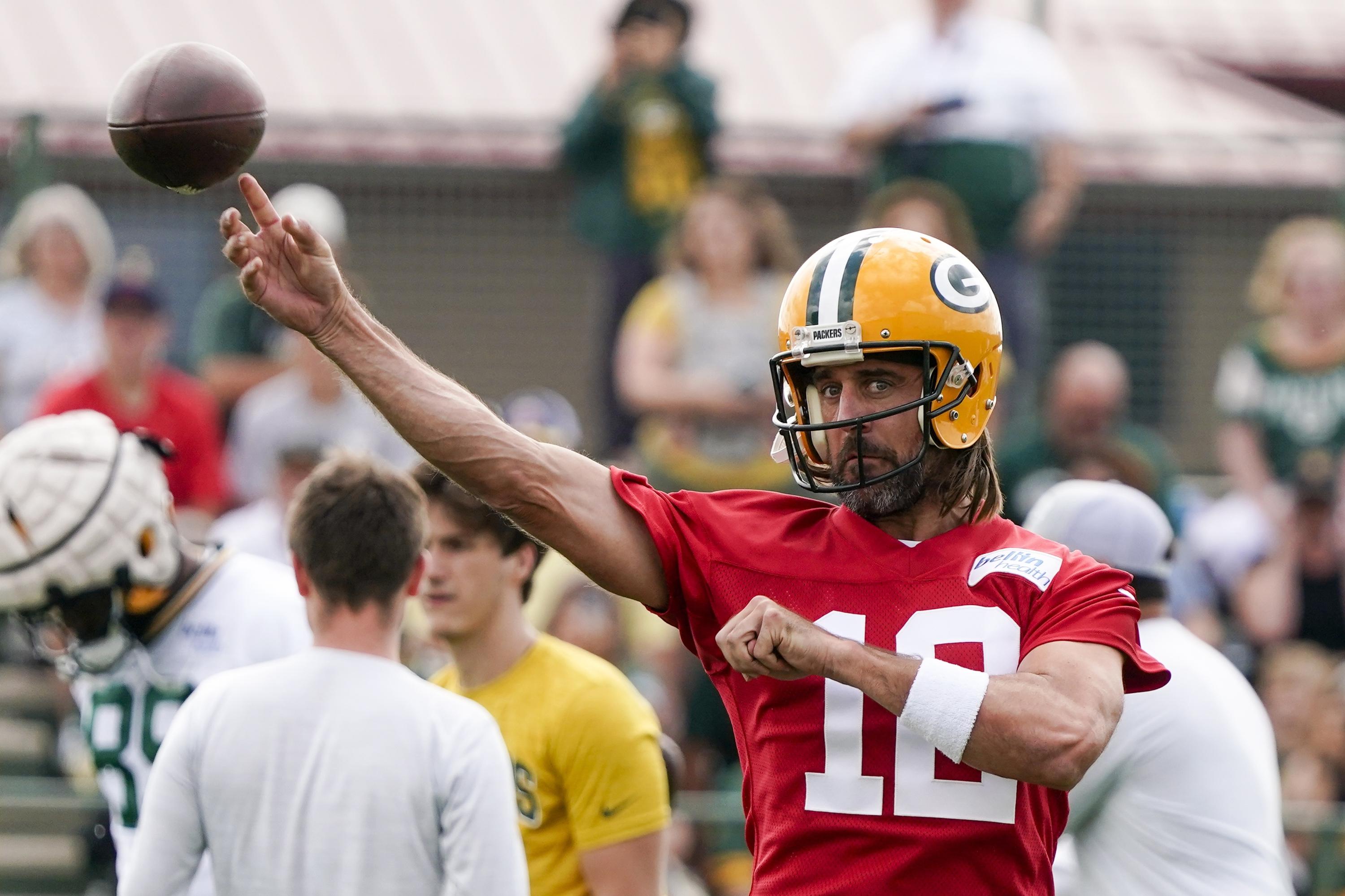 Rodgers says Packers offense can grow from early adversity | AP News