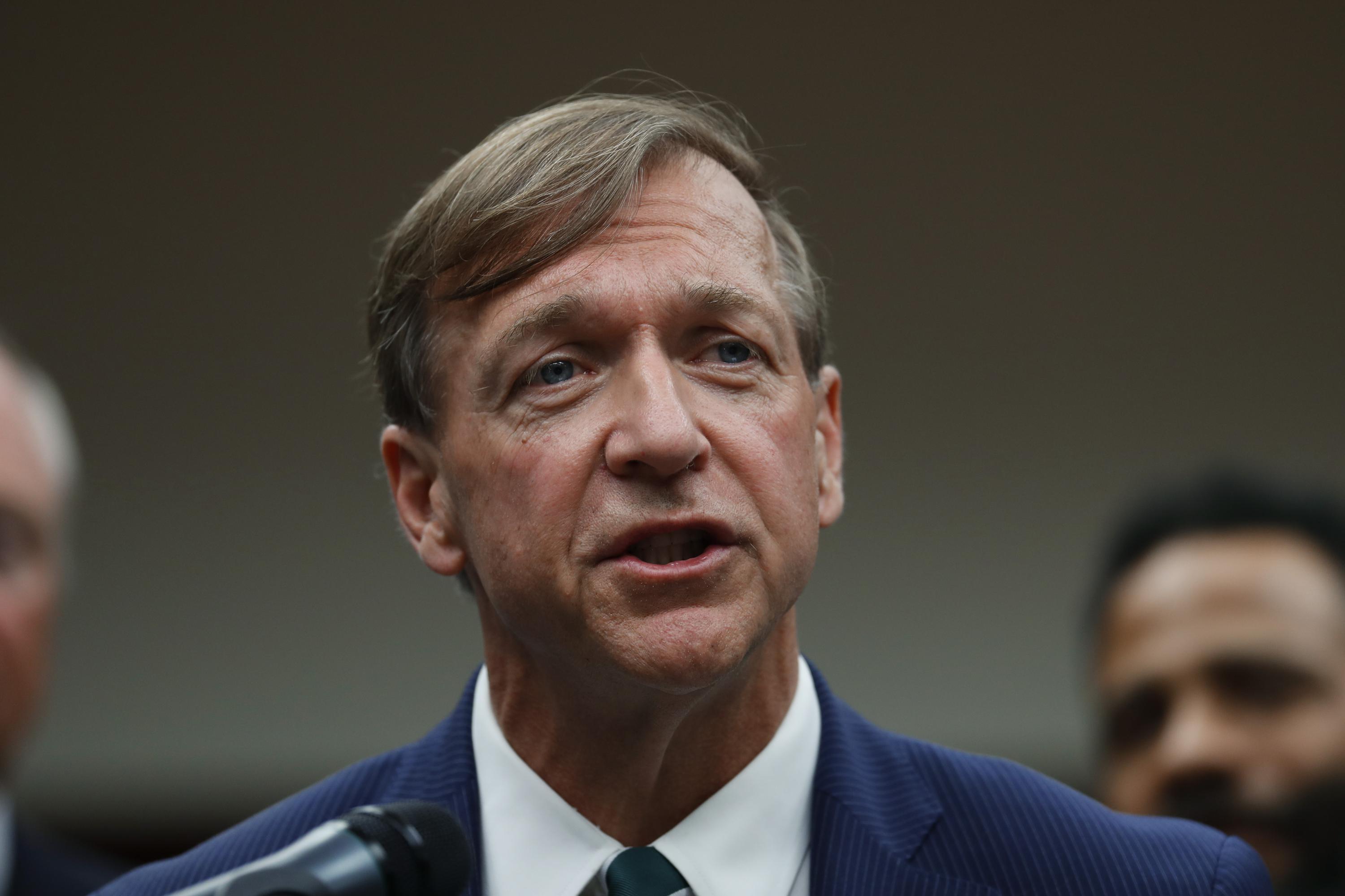 Michigan State U. leader on hot seat; retirement urged | AP News