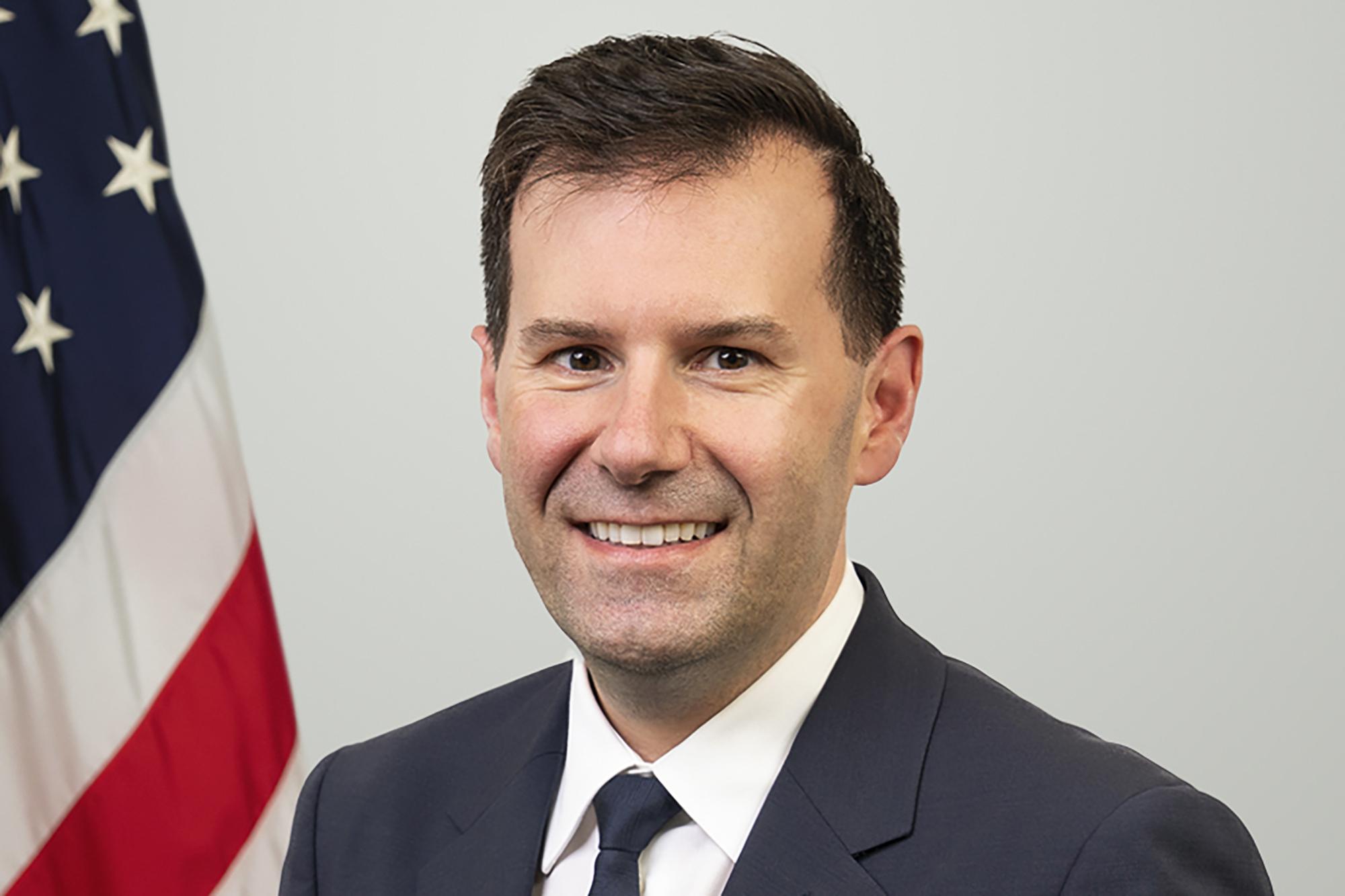 Insider Q&A: FDA official on vaping's "promise or peril" | AP News