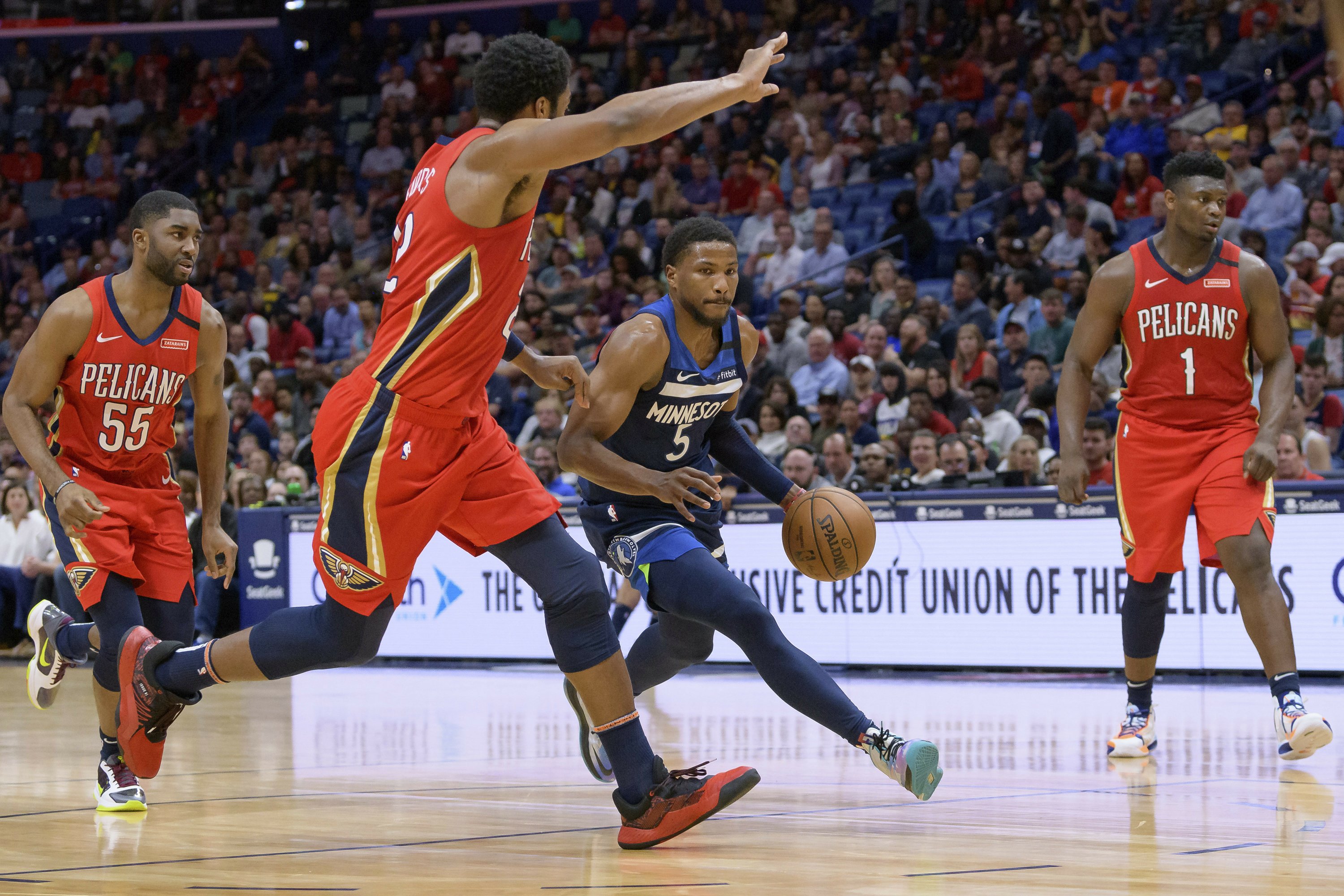 Beasley y Russell guían a Wolves a triunfo sobre Pelicans | AP News