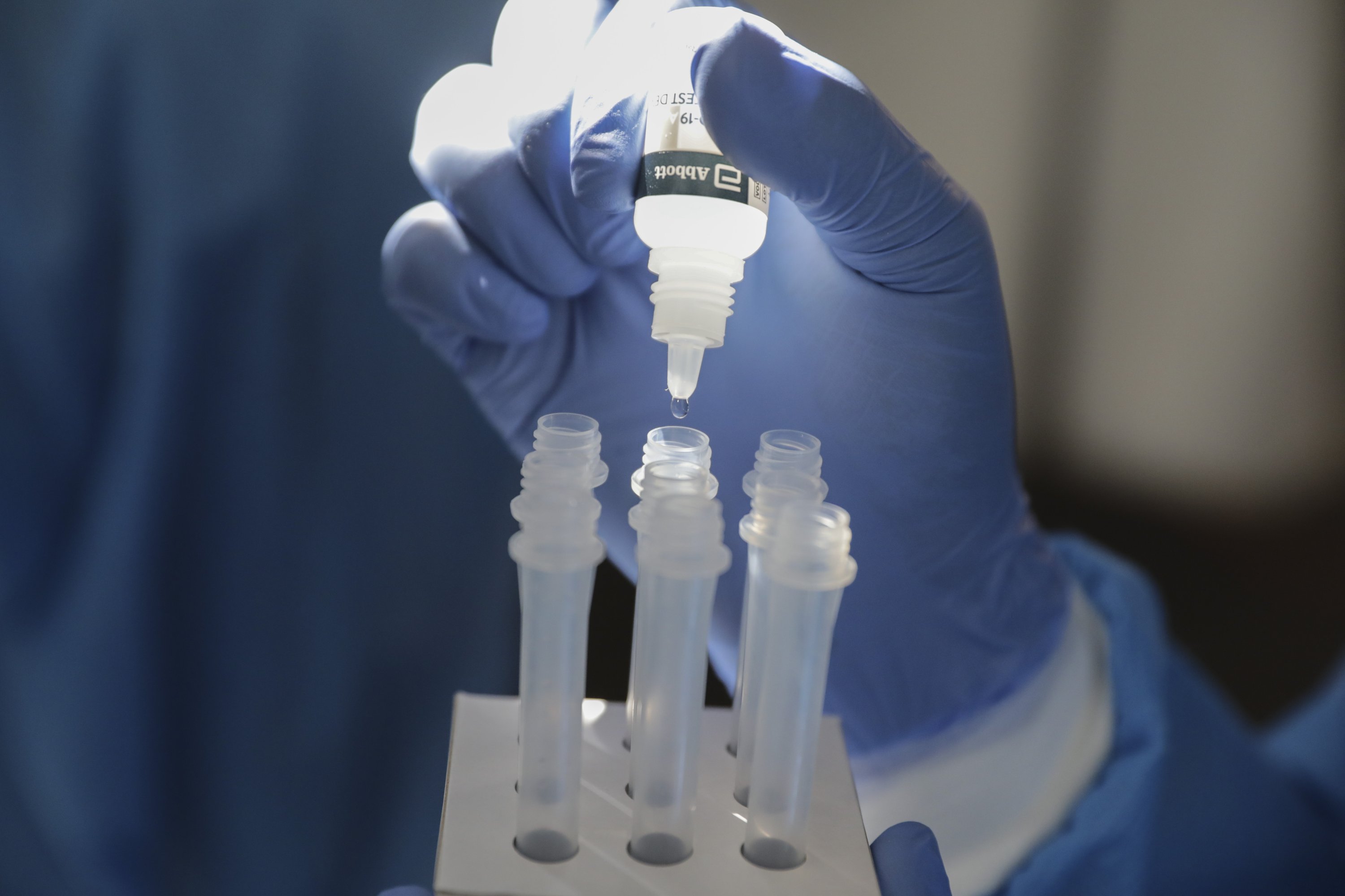 OPS: la vacuna está más cerca, pero la pandemia sigue