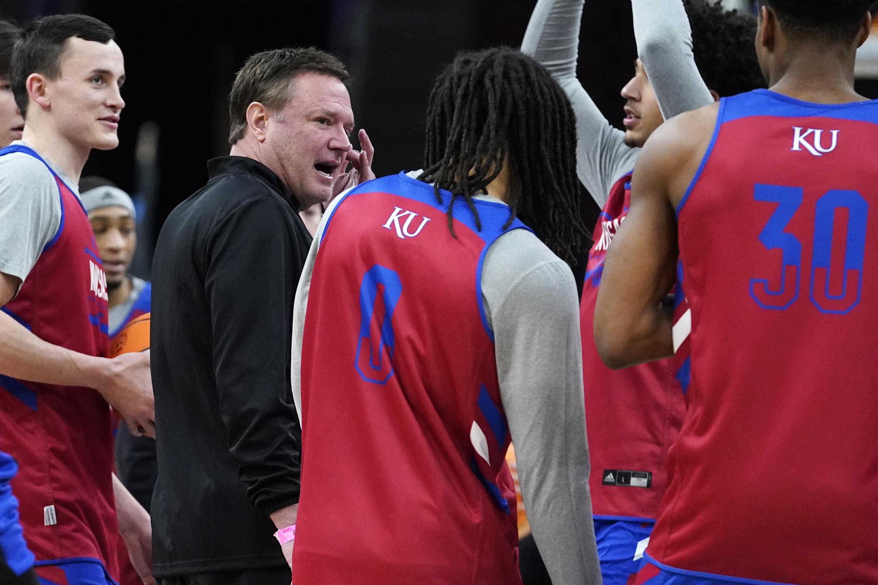 Last 4 Midwest Region teams playing tough defense in tourney | AP News