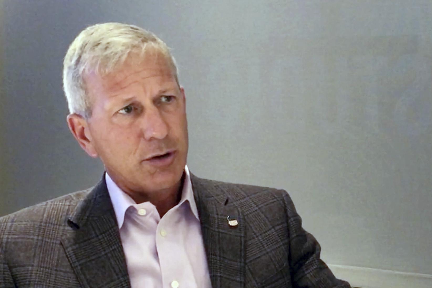 Union Pacific CEO sees strong economy coming out of pandemic | AP News