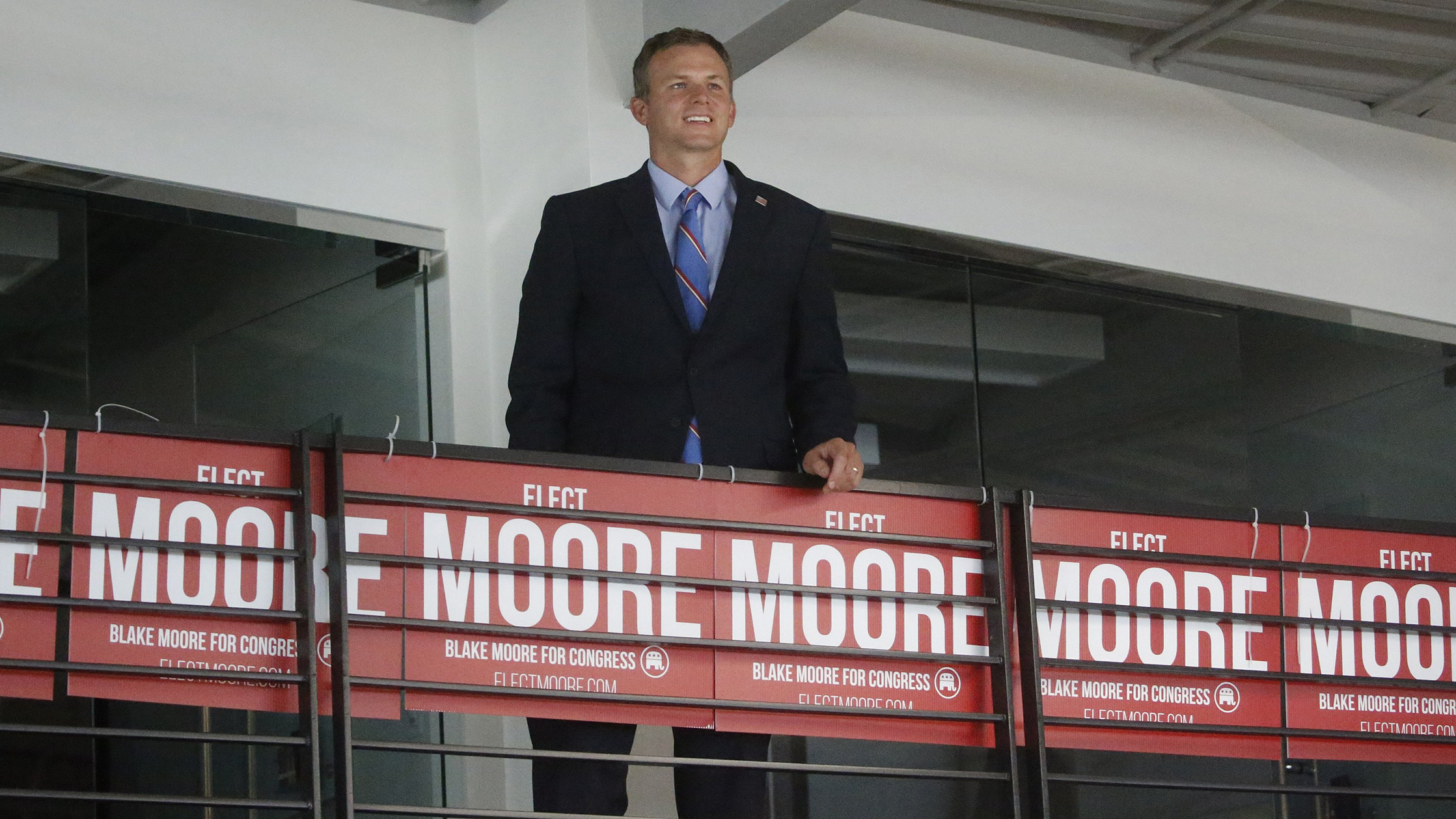 Utah House candidates focus on bipartisanship at debate | AP News