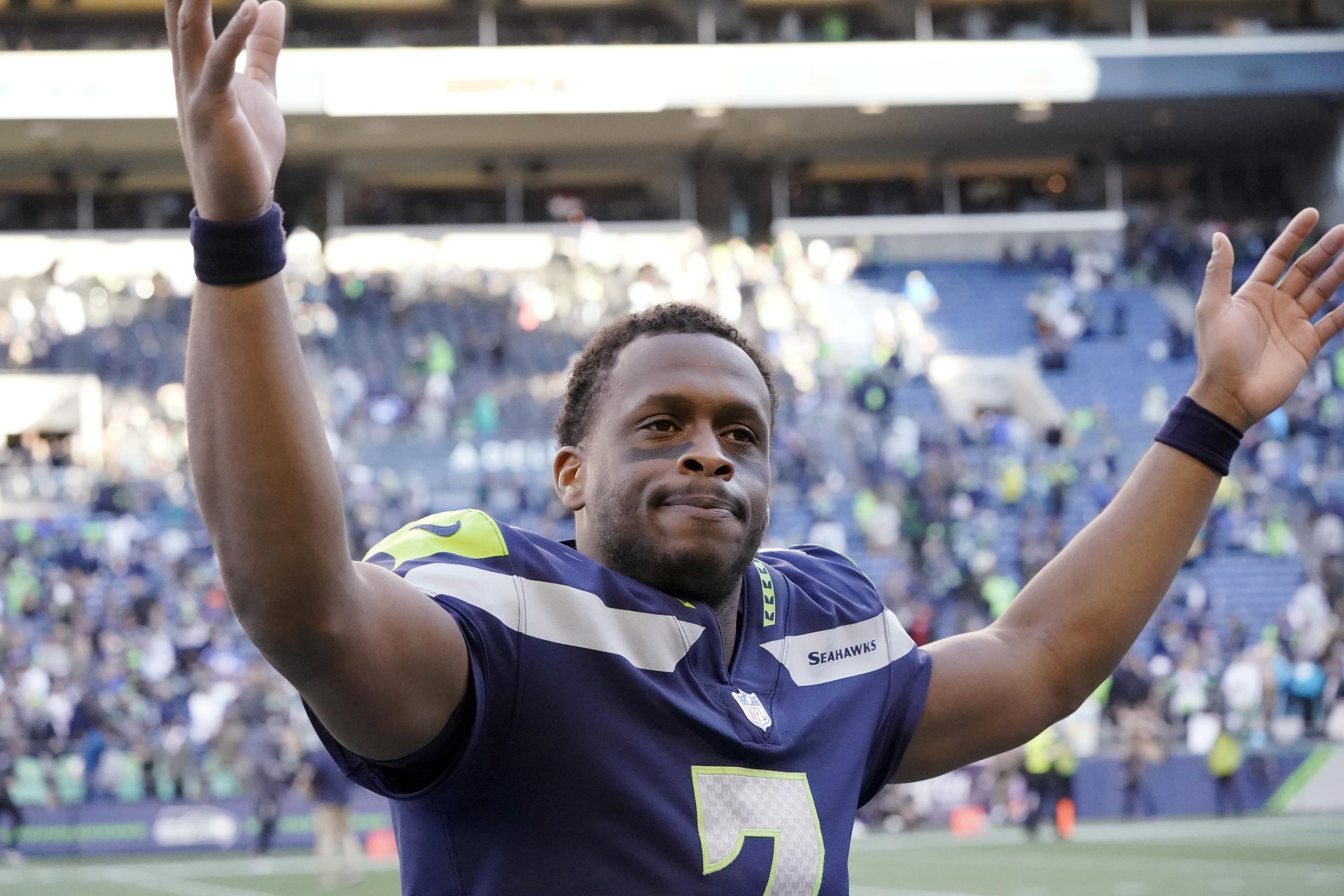 Smith does his job and Seattle now waits for Wilson’s return | SEATTLE ...