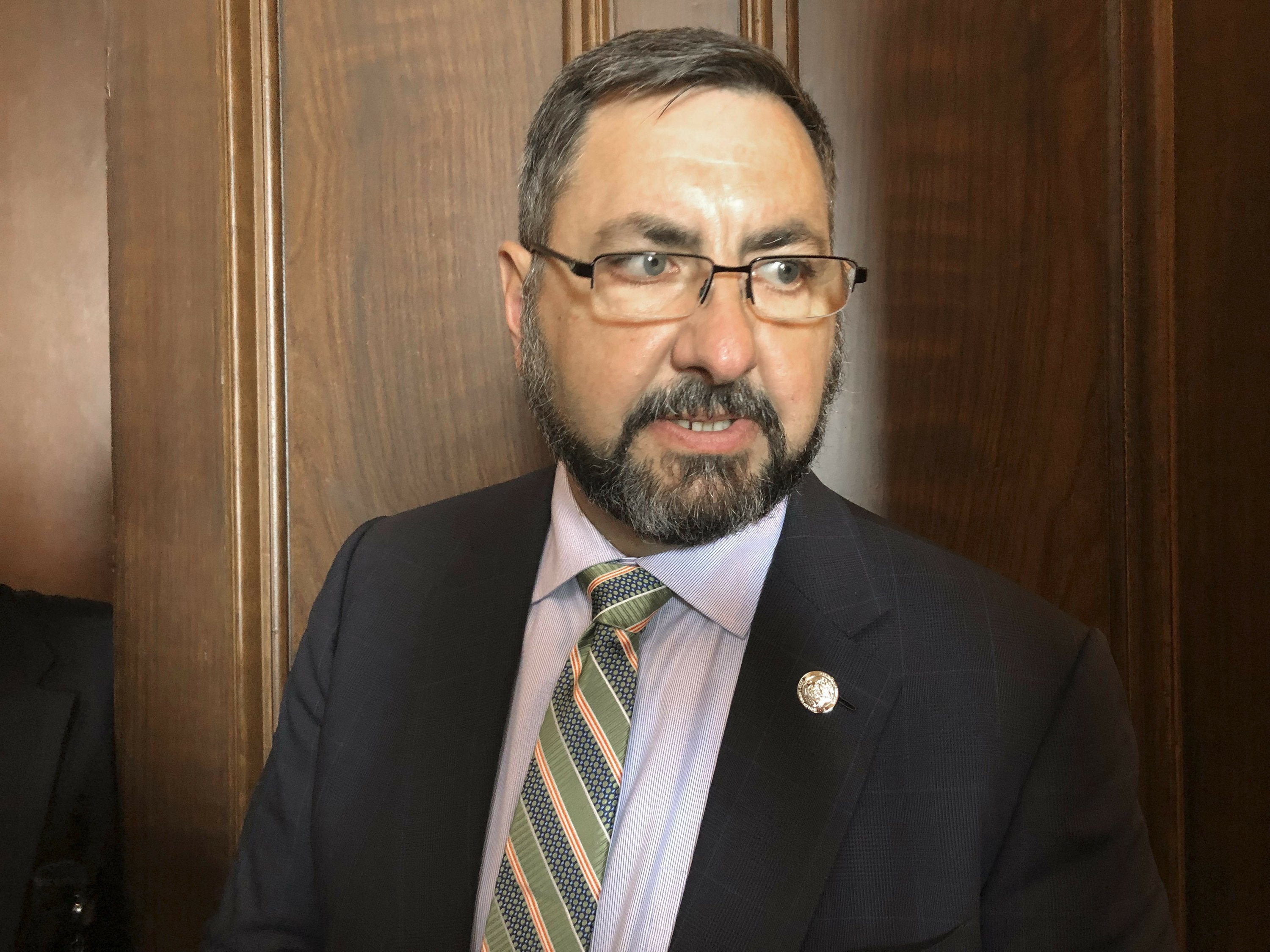 Michigan lawmakers, governor agree to $465M in virus aid | AP News