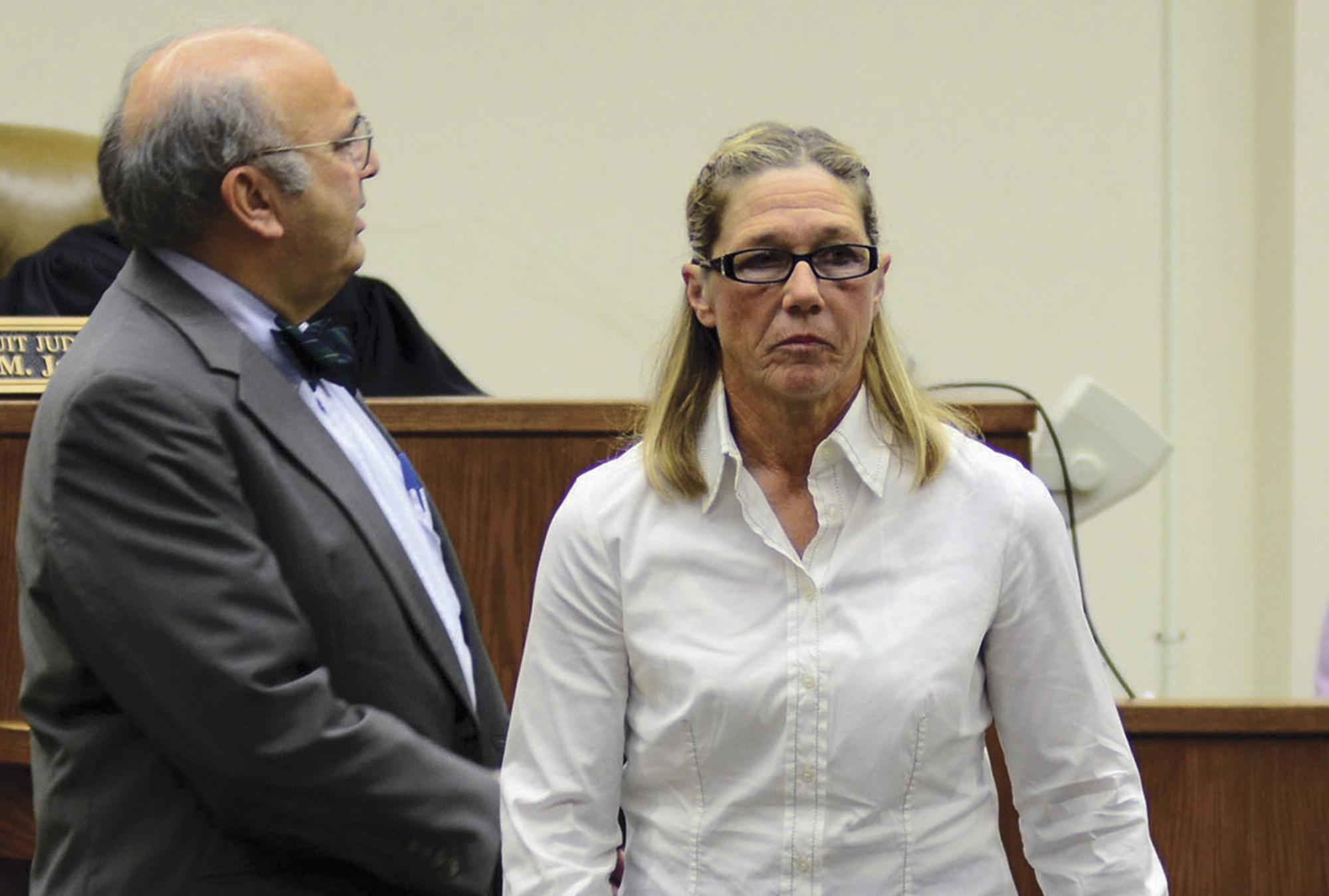 Dixon sues audit firm for failing to detect fraud | AP News