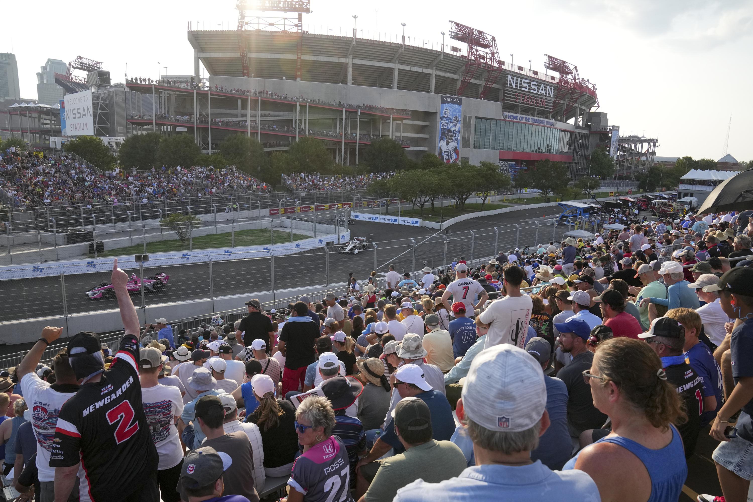 Music City launches a smash hit event in IndyCar return | AP News