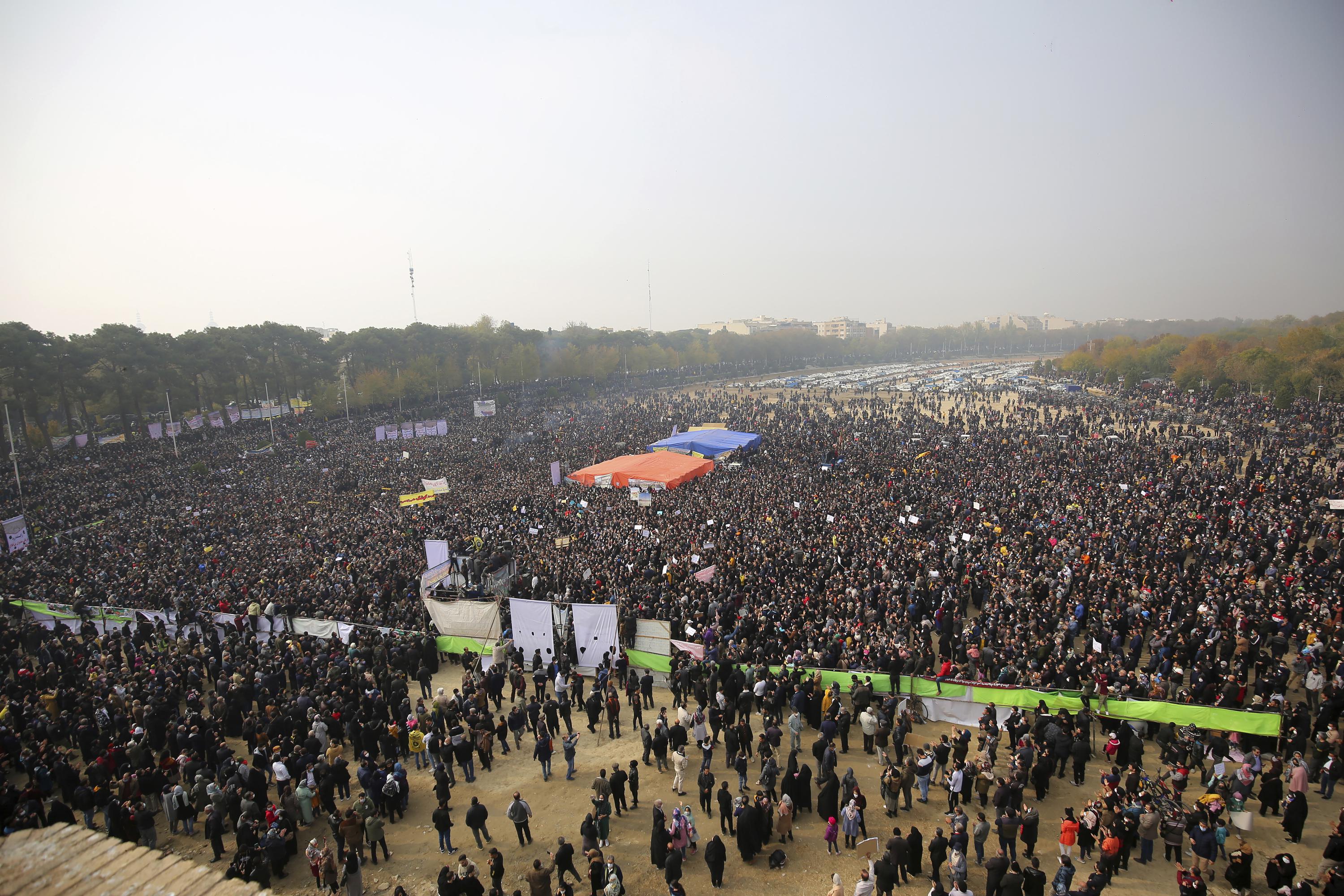 Iranian farmers protest, demand water be released from dam | AP News