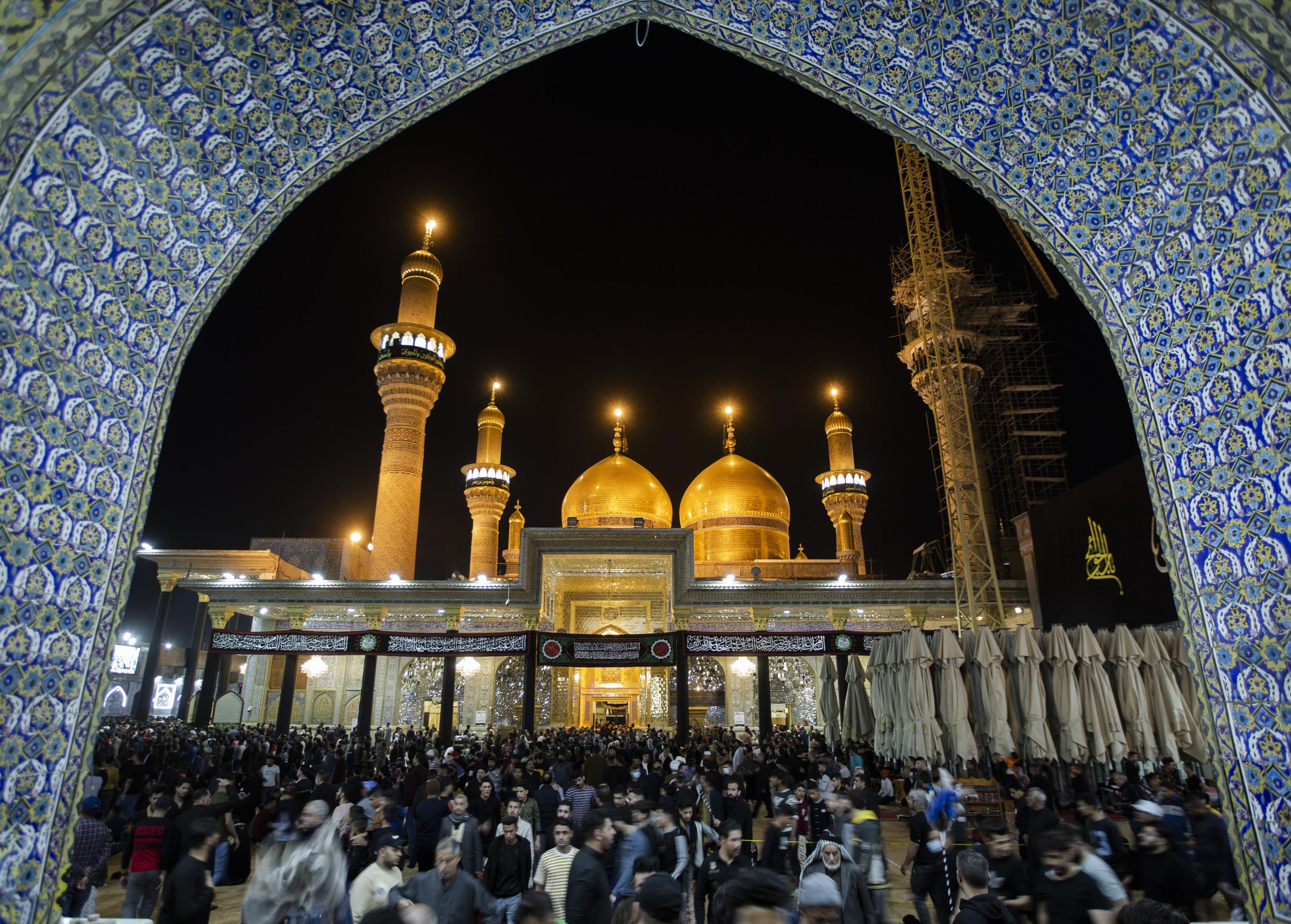 Tight security as thousands make annual Iraq pilgrimage | AP News