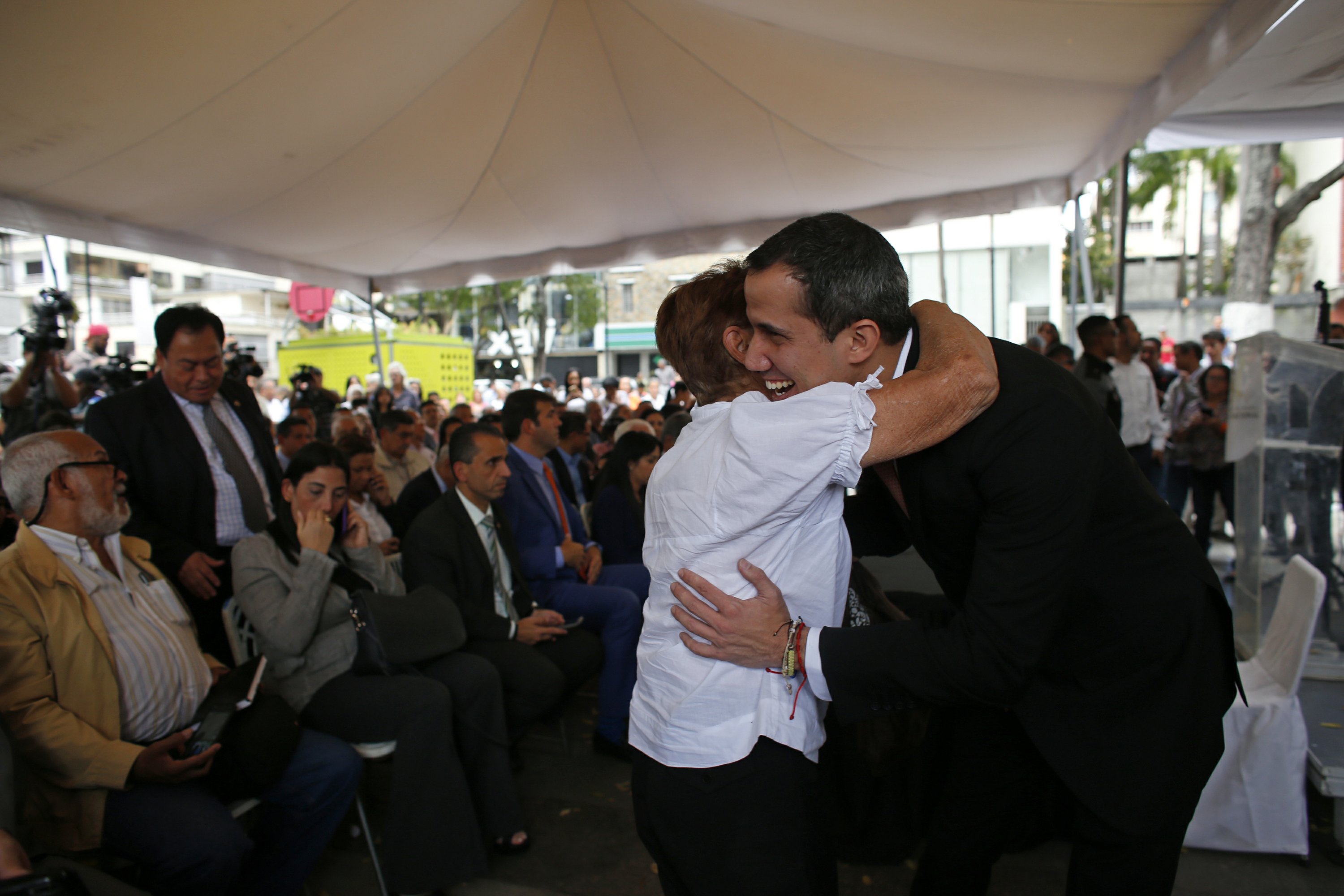 Guaidó Anuncia Nuevas Sanciones Y Protestas En Venezuela Ap News