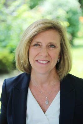 Former JPMorgan Chase Executive Shannon Hobbs Named To Top Human ...