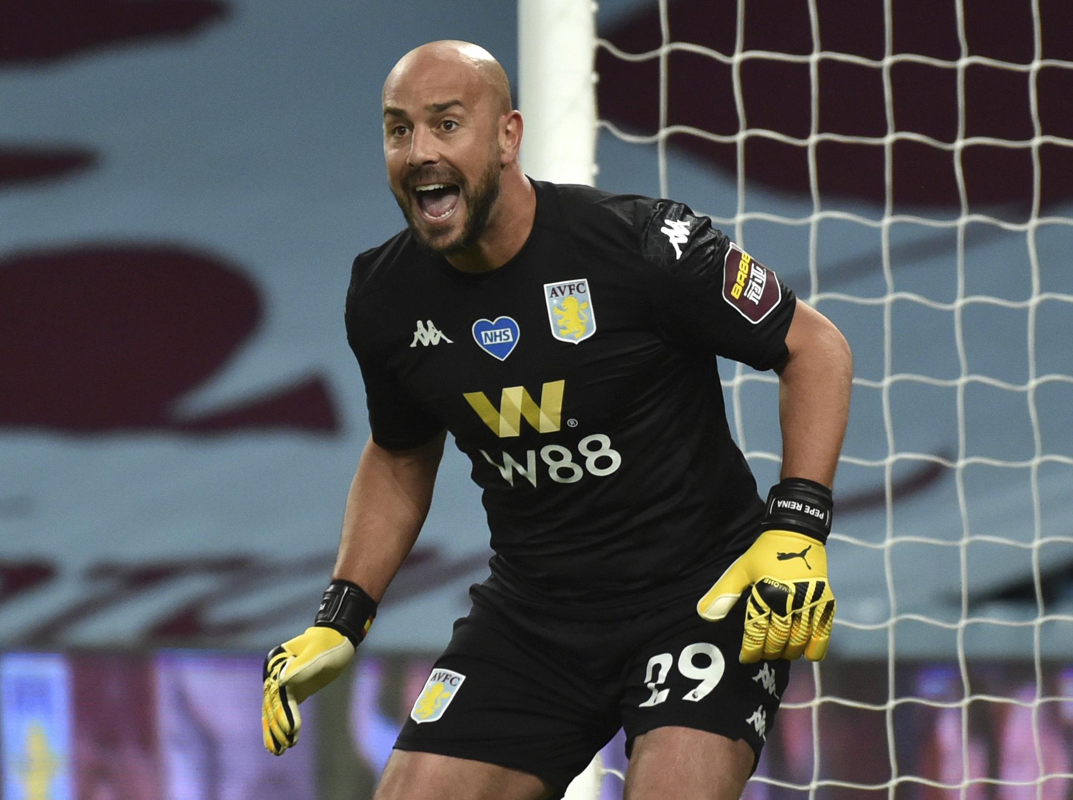 Pepe Reina, a punto de cumplir 40, firma con el Villarreal | AP News