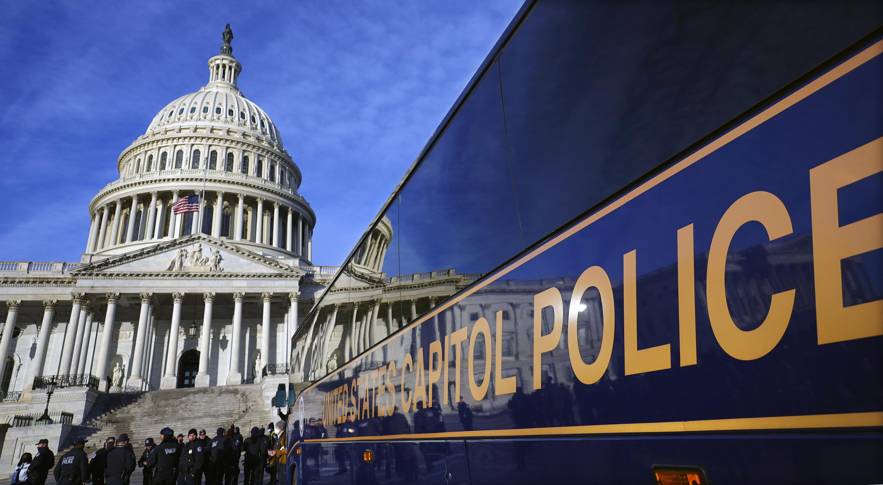 Feds: Capitol Police officer indicted on civil rights charge | AP News