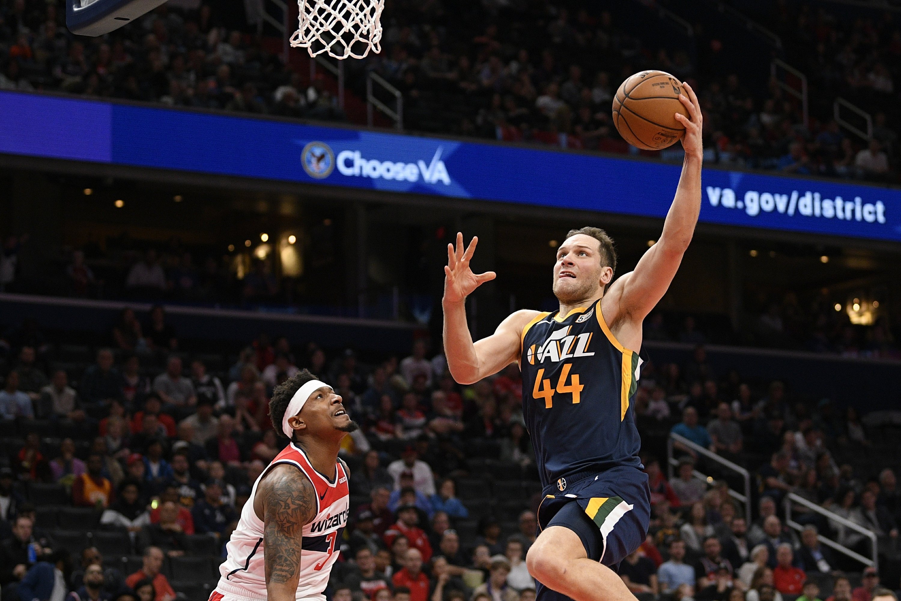 Jazz sigue enrachado con triunfo ante Wizards | AP News