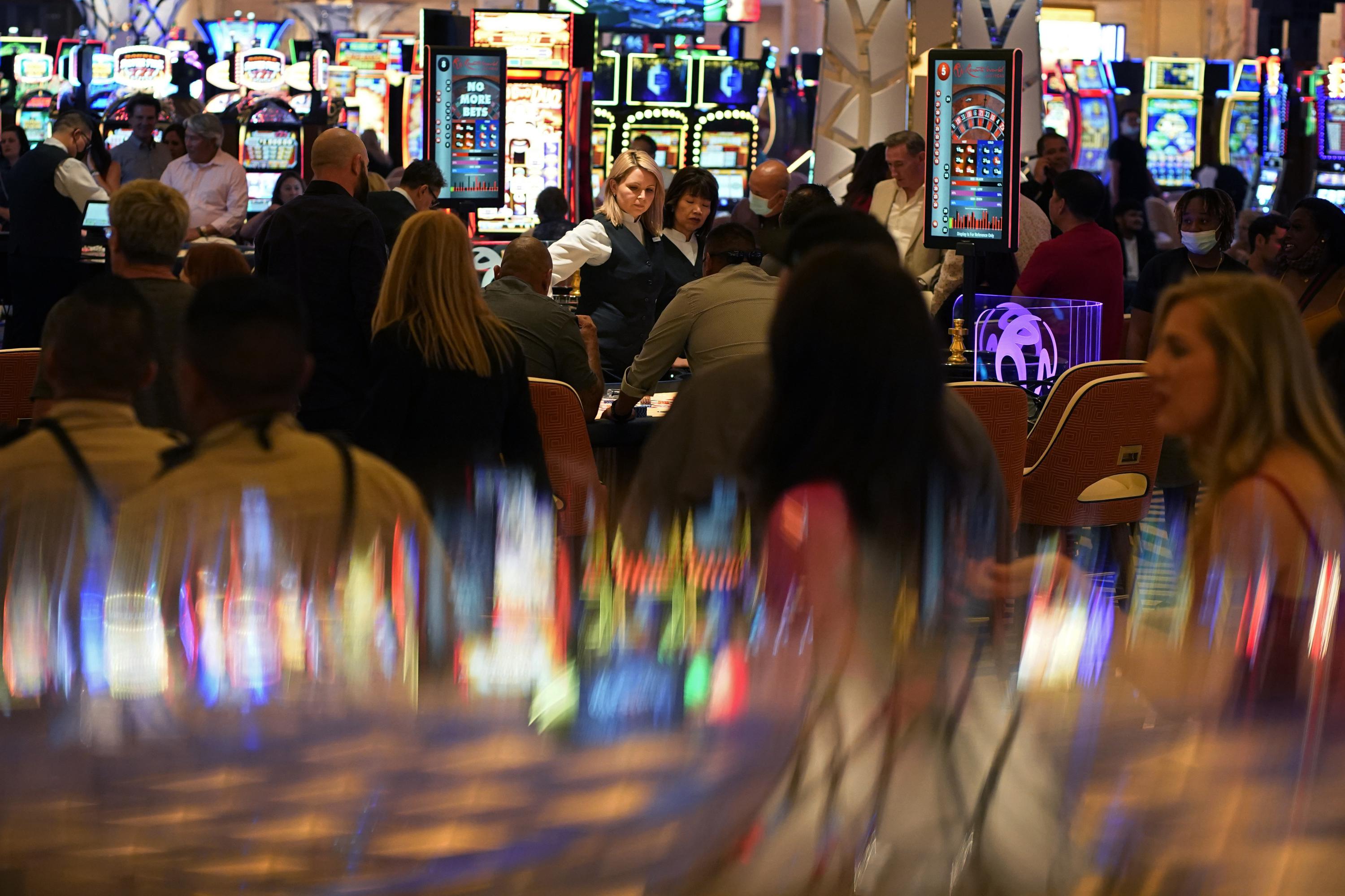 Nevada casinos riding hot streak, set new monthly win record | AP News