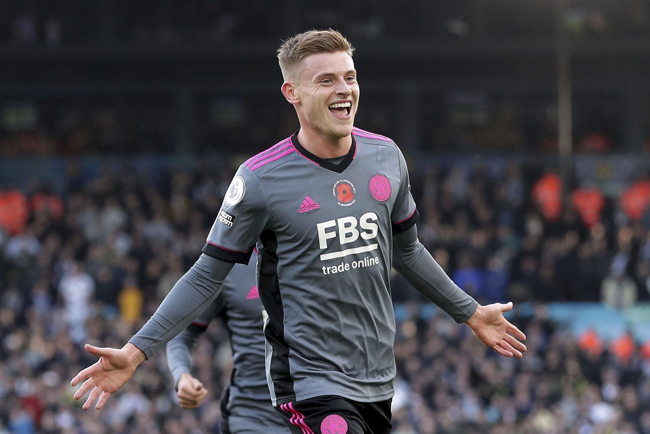 Barnes' equalizer earns point for Leicester at Leeds | AP News