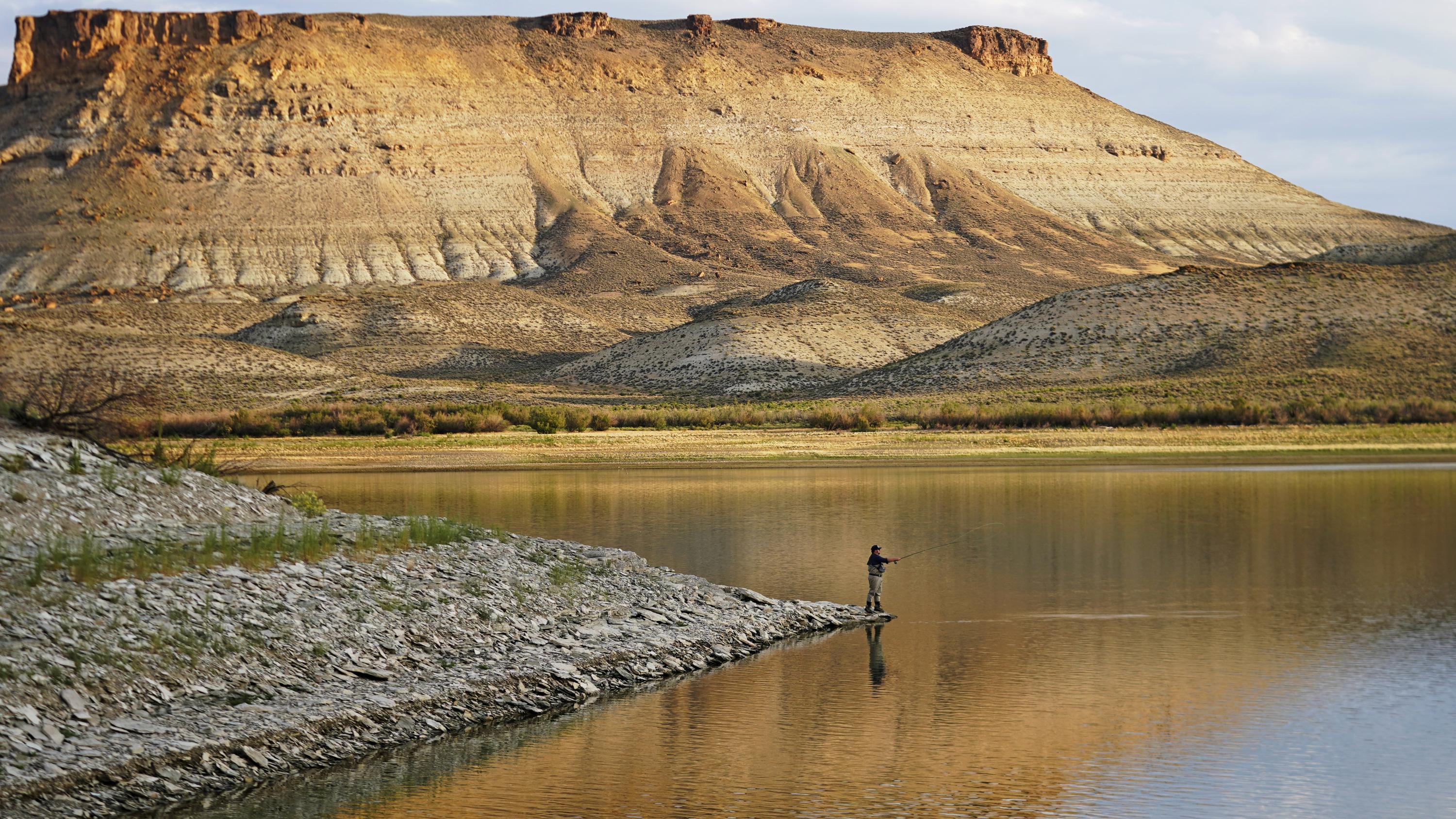 Flaming Gorge falls as drought felt higher up Colorado River | AP News