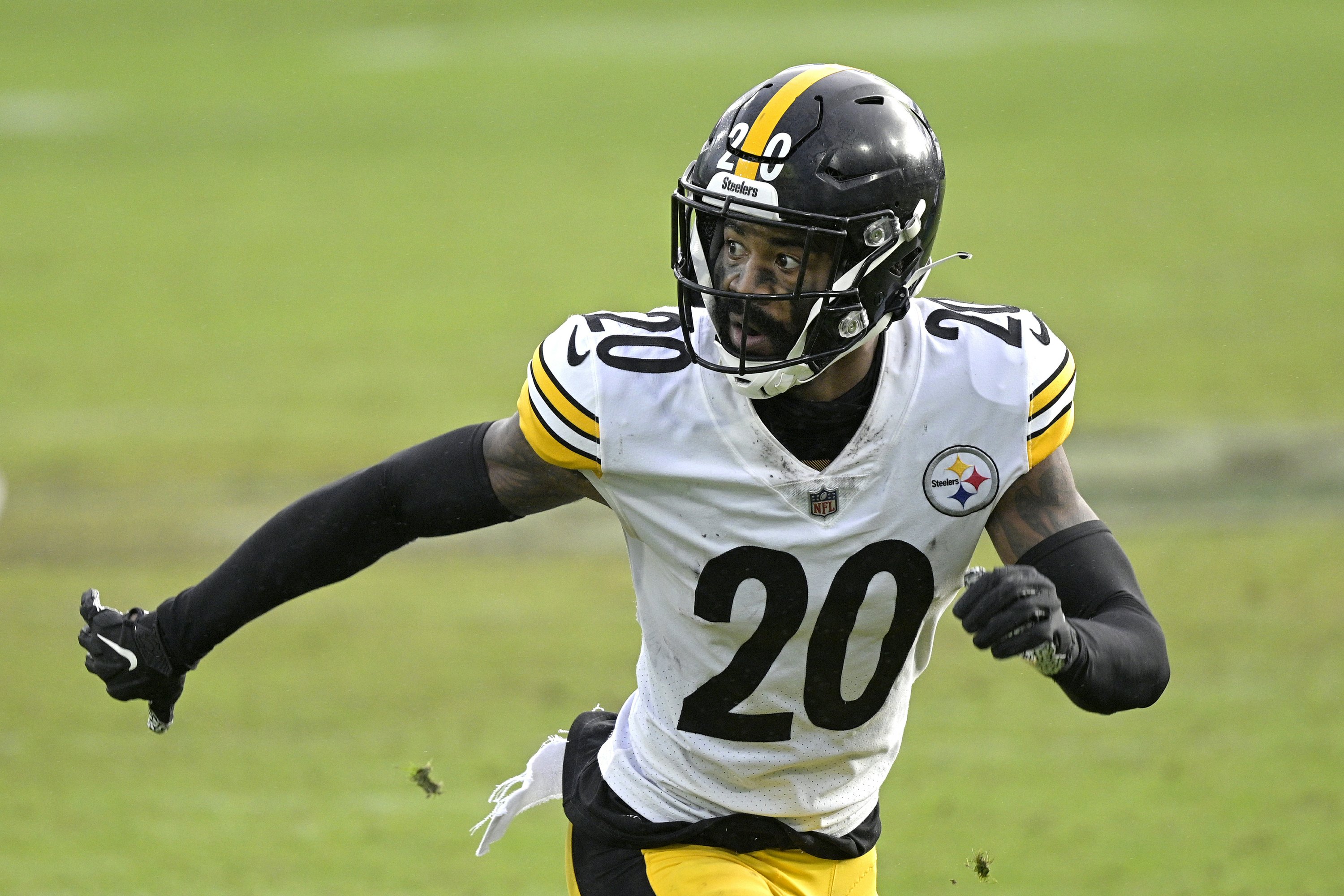 Steelers CB Sutton ready to step into starting role | AP News