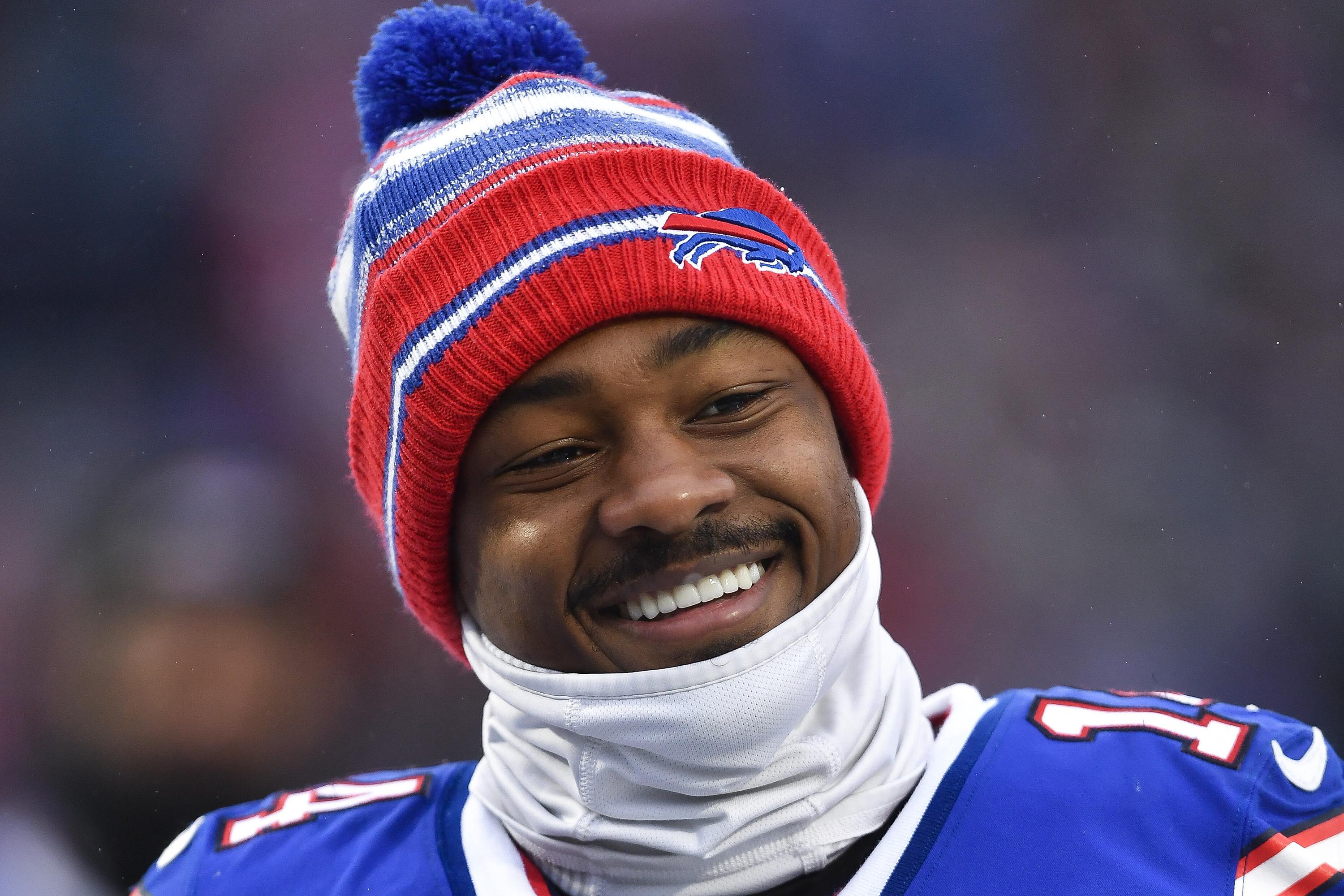 AP source: Bills' Diggs agrees to 4-year contract extension | AP News