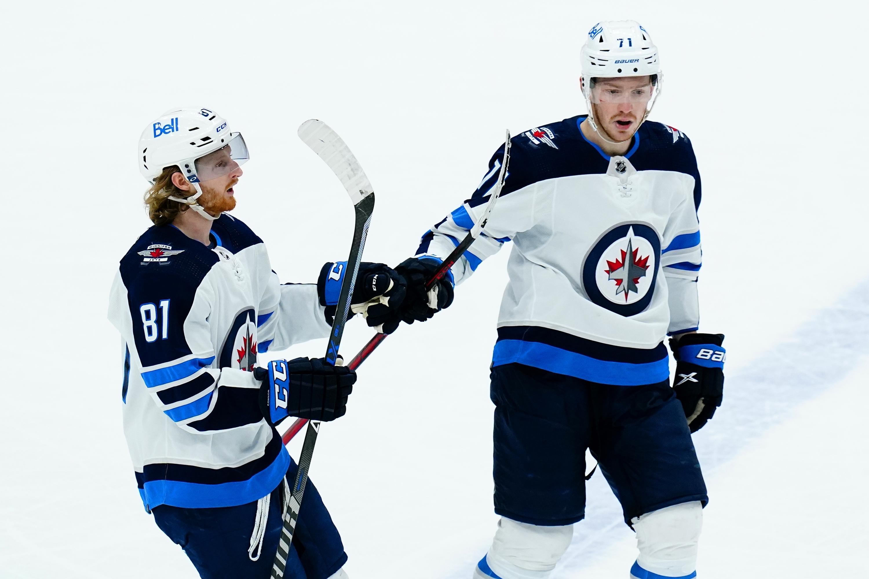 Connor scores twice, Jets beat Coyotes to end 4-game skid | AP News