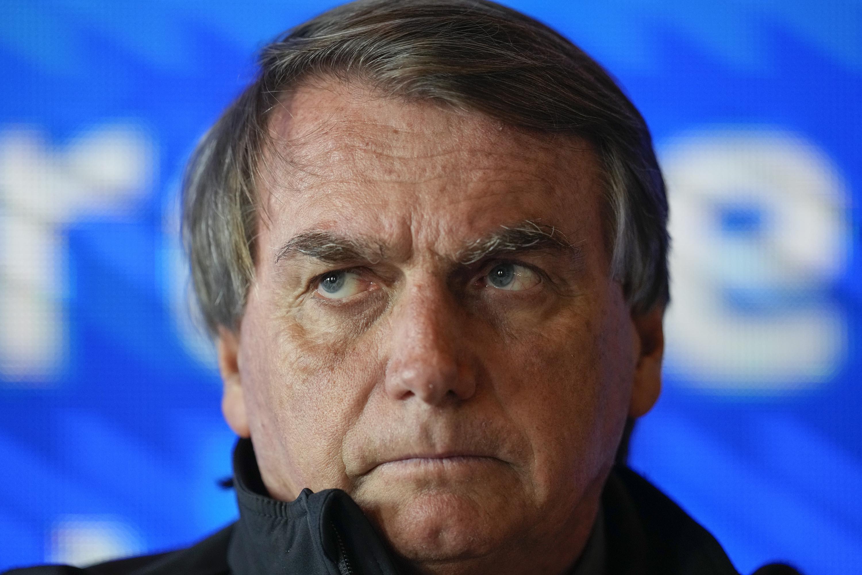 Brazil's Bolsonaro to attend Americas Summit after doubts | AP News