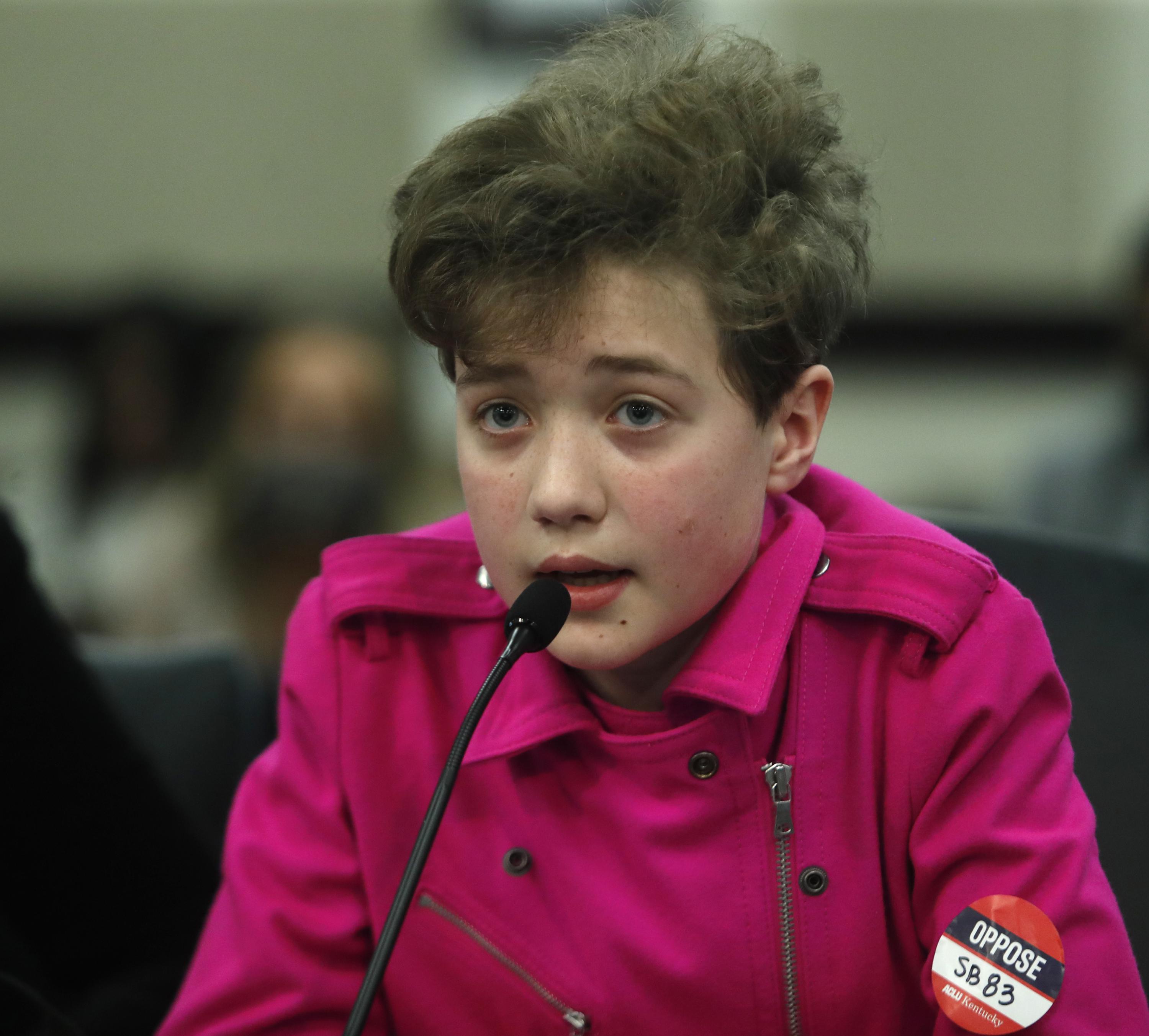 Kentucky Senate panel advances ban on transgender athletes | AP News