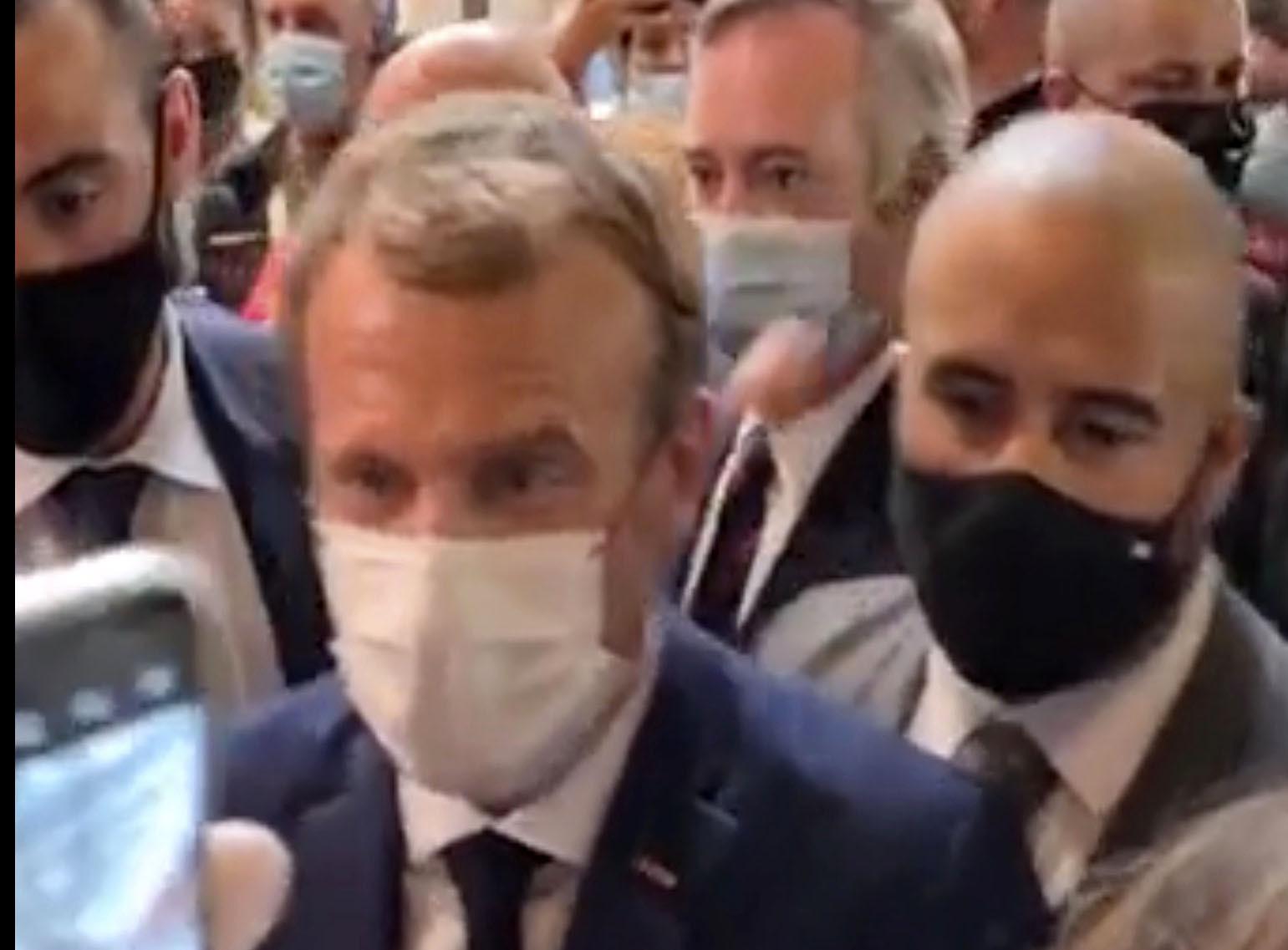 Hombre Que Lanzó Huevo A Macron En Tratamiento Psiquiátrico Ap News