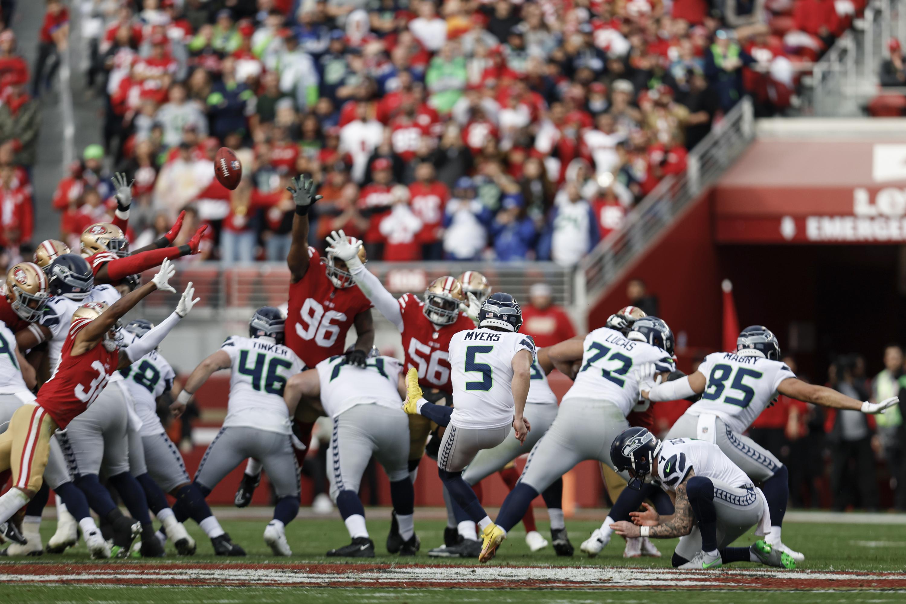Seahawks keep Pro Bowl K Jason Myers with four-year contract | AP News