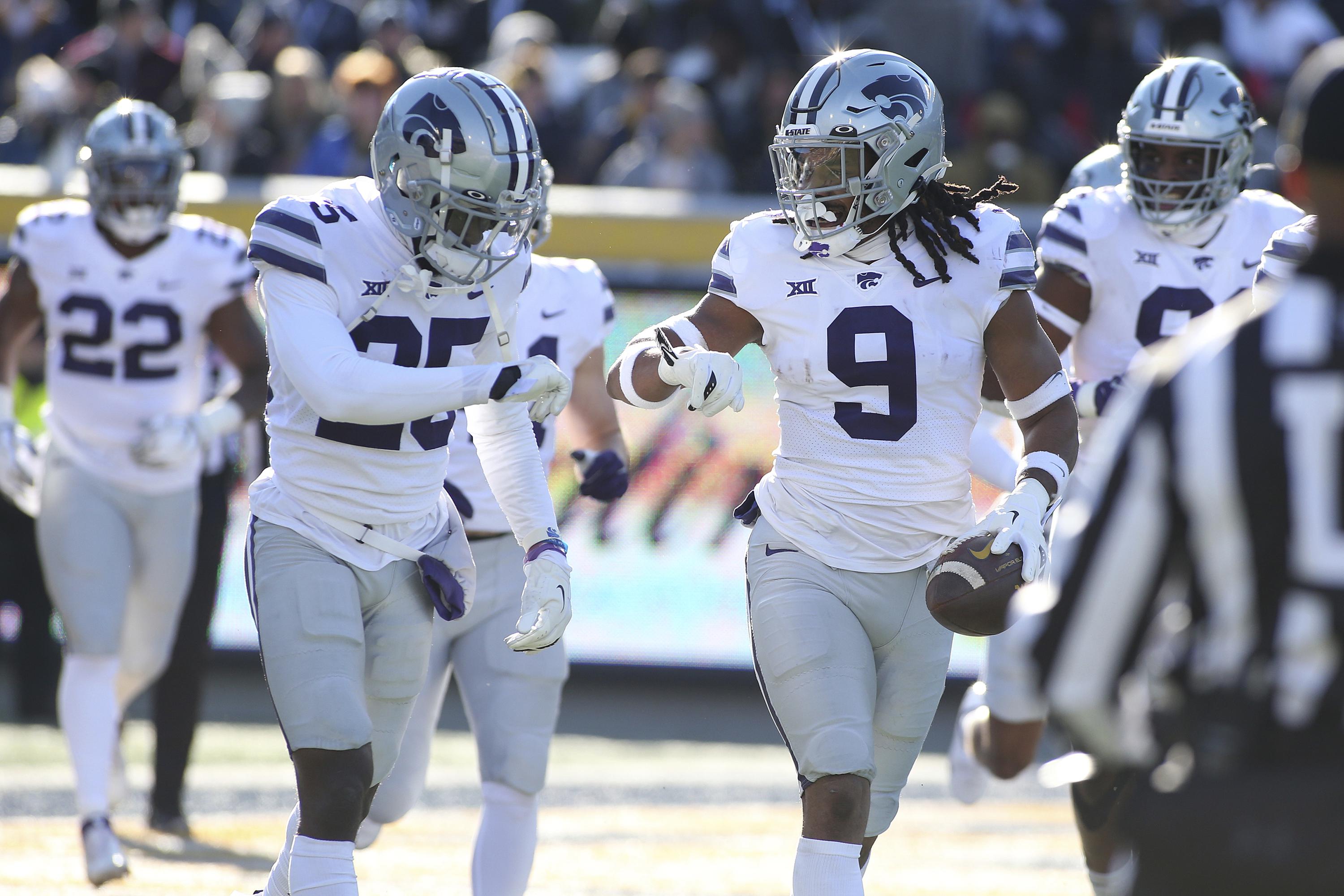 No. 19 K-State beats WVU, nears Big 12 title game berth | AP News
