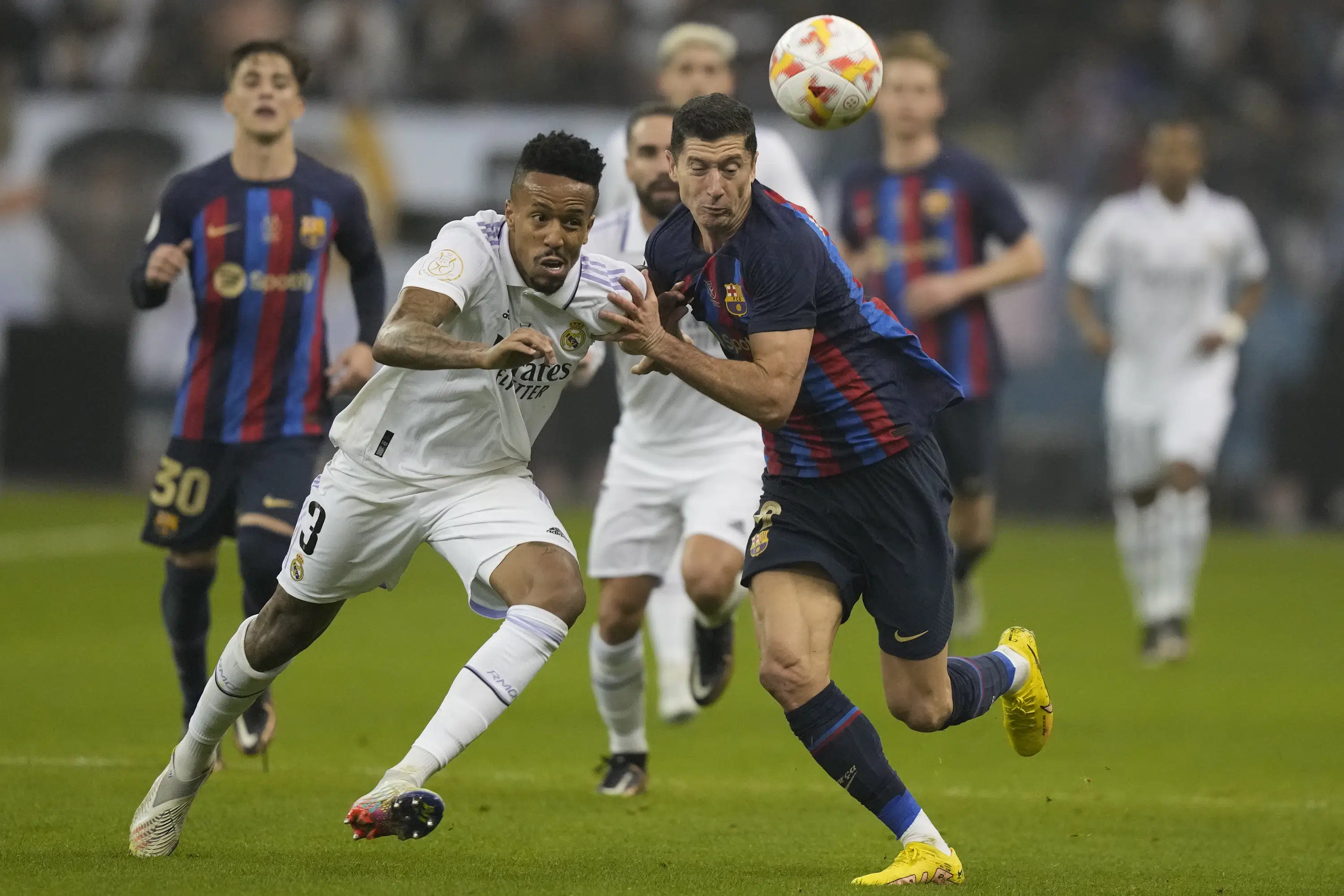 La Superliga se relanza con formato de 80 equipos | AP News