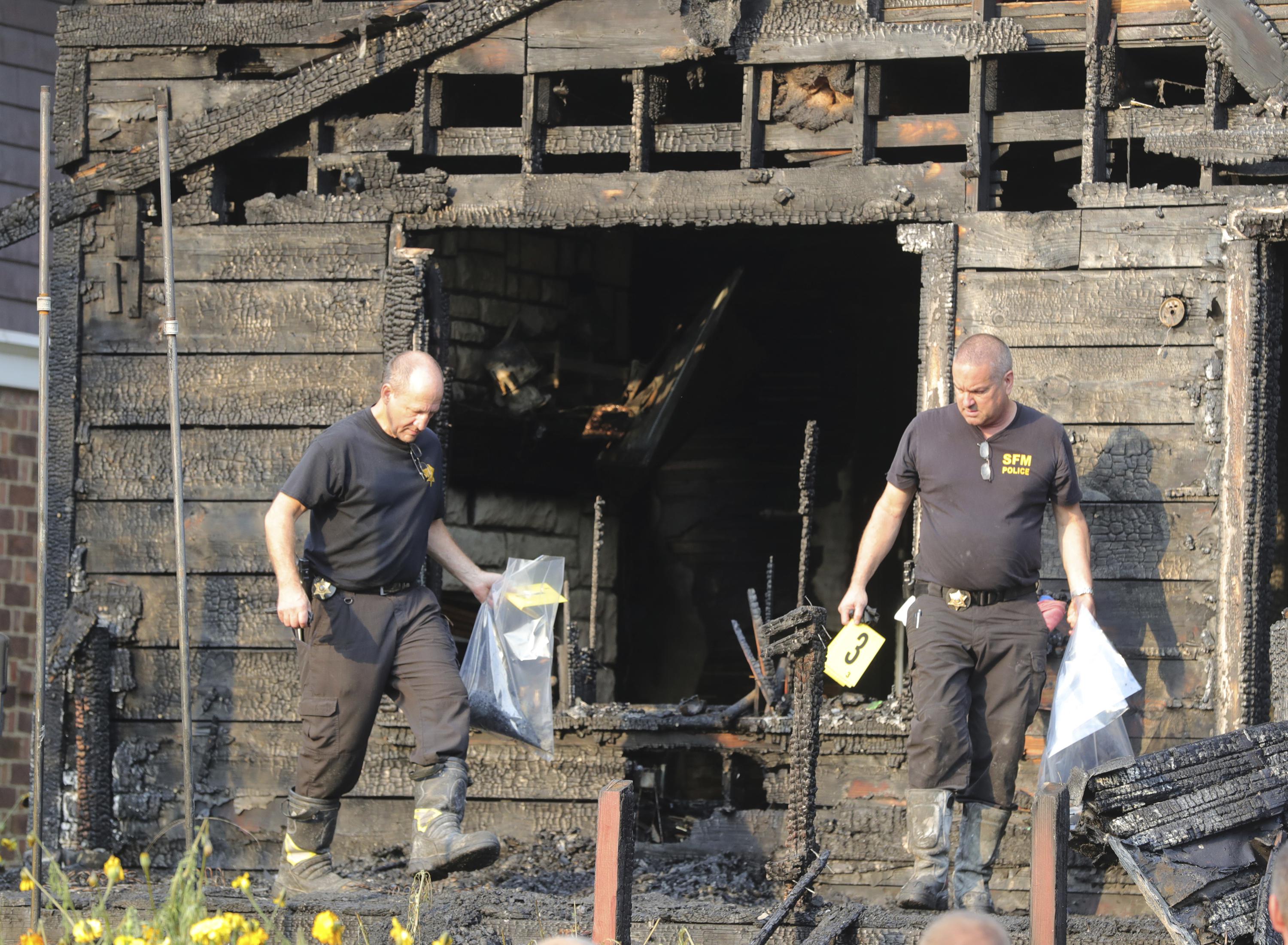 Several children among 5 dead, 4 injured in Ohio house fire | AP News