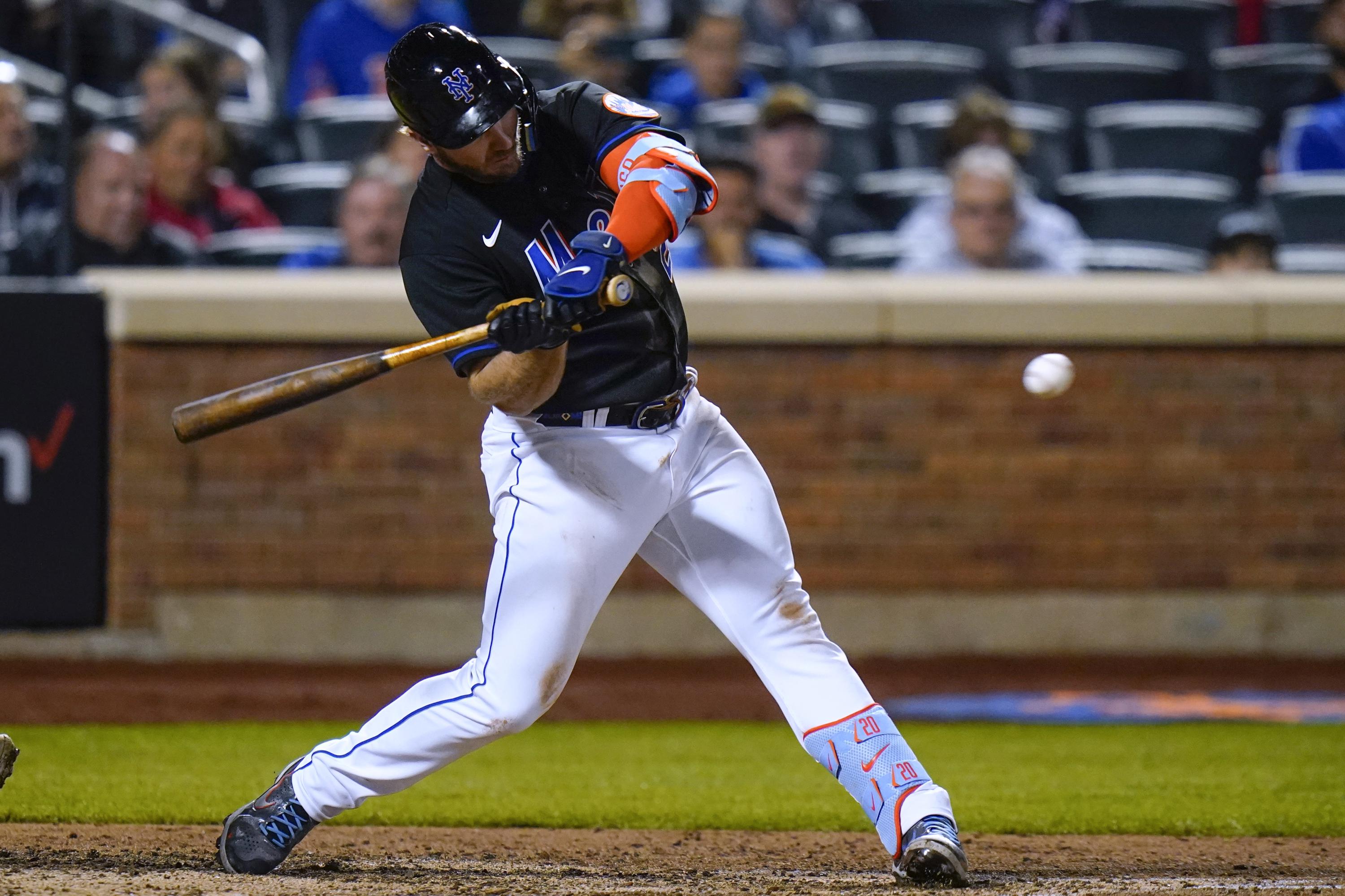 Alonso drives in 4 runs, Mets hold on to beat Phillies 8-6 | AP News